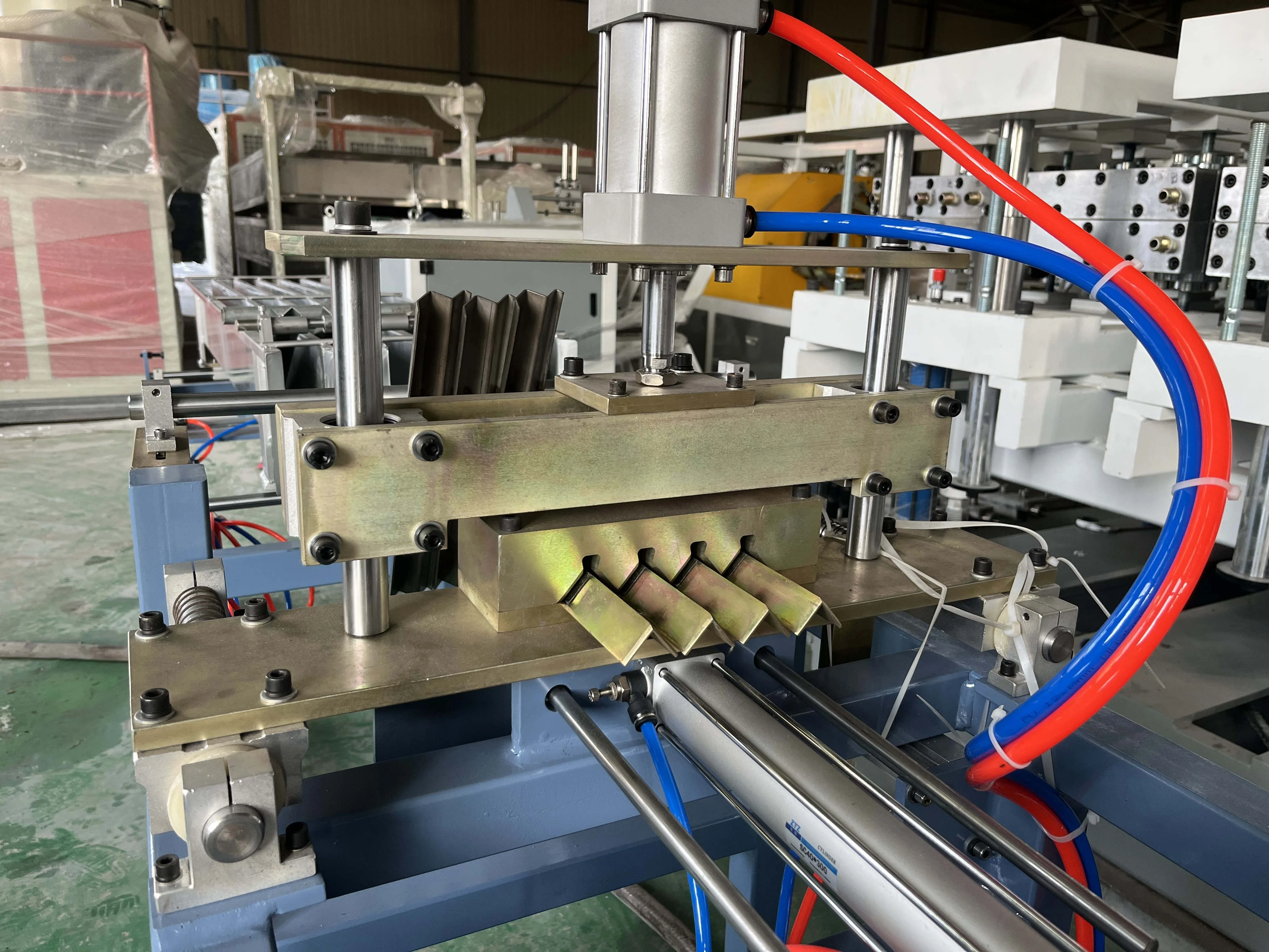 Professional Plastic Profile PVC Corner Bead Angle Extruder Machine ...