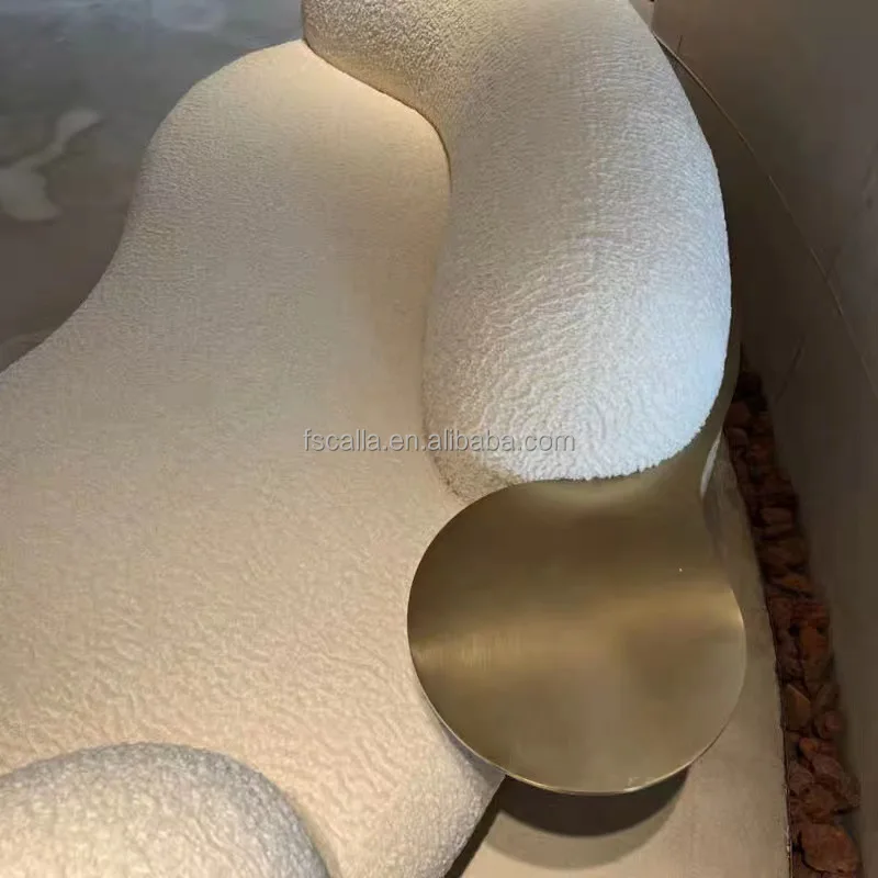 Luxury Living Room S Shape Sectional Sofa with Coffee Table