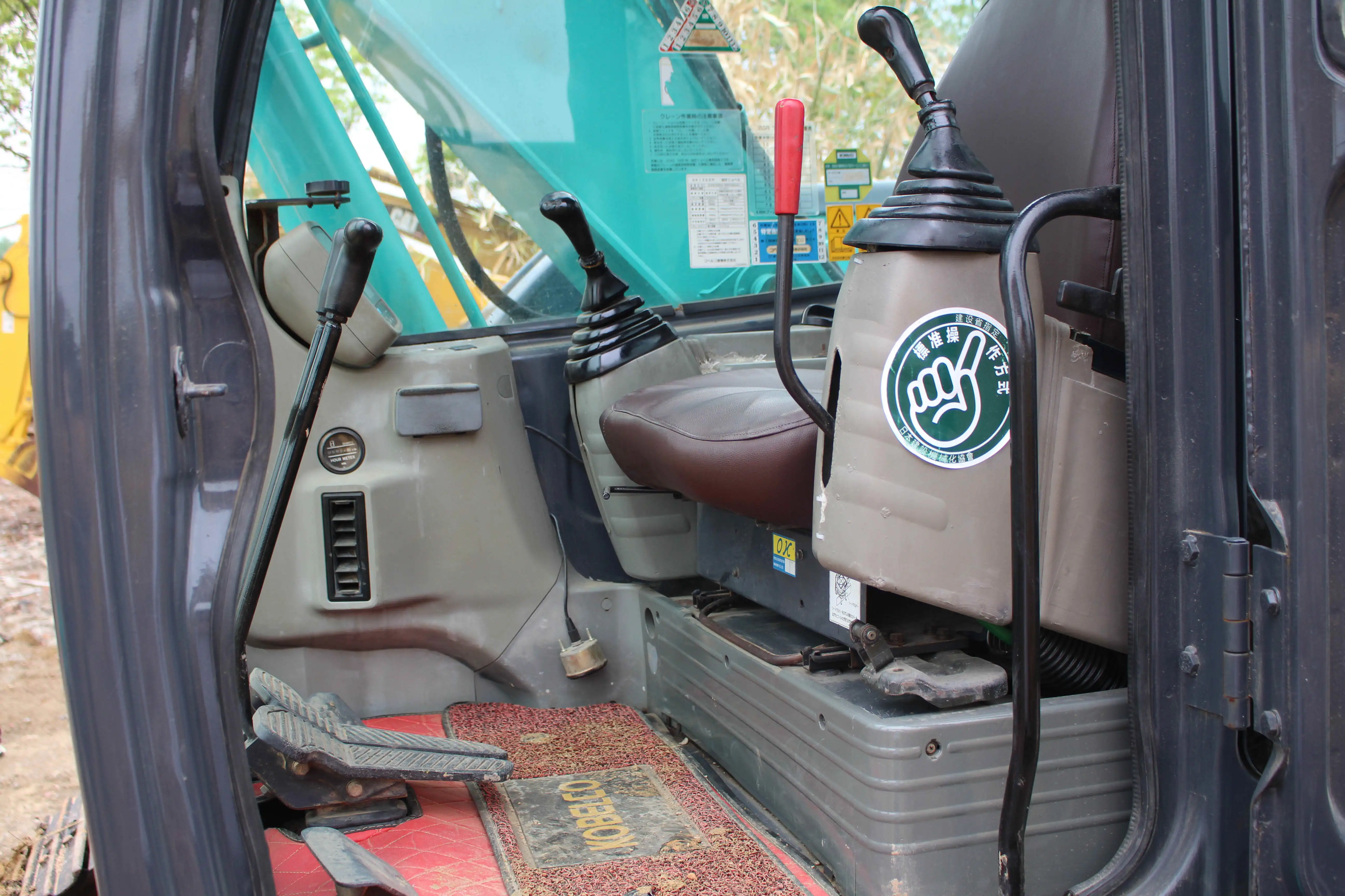 Low Price Used Kobelco Excavatorjapan Original Kobelco 135 Excavator ...