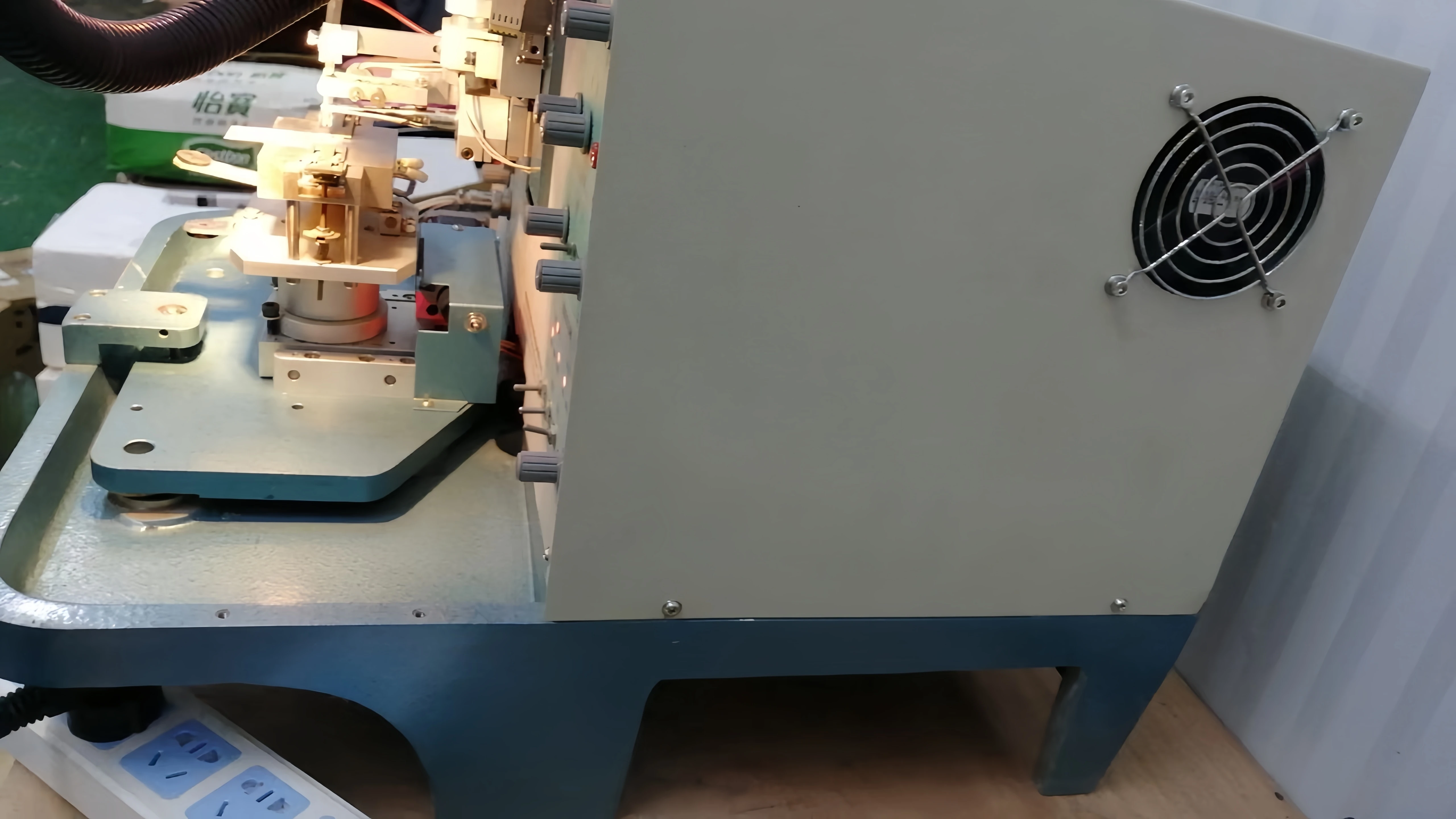 Wire Ball Bonder - Gold Wire Bonding Machine for LED Chips