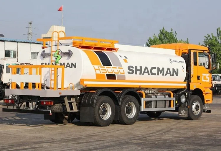 Road Flushing Water Tank Truck Shacman 22cbm Water Hauling Trucks ...