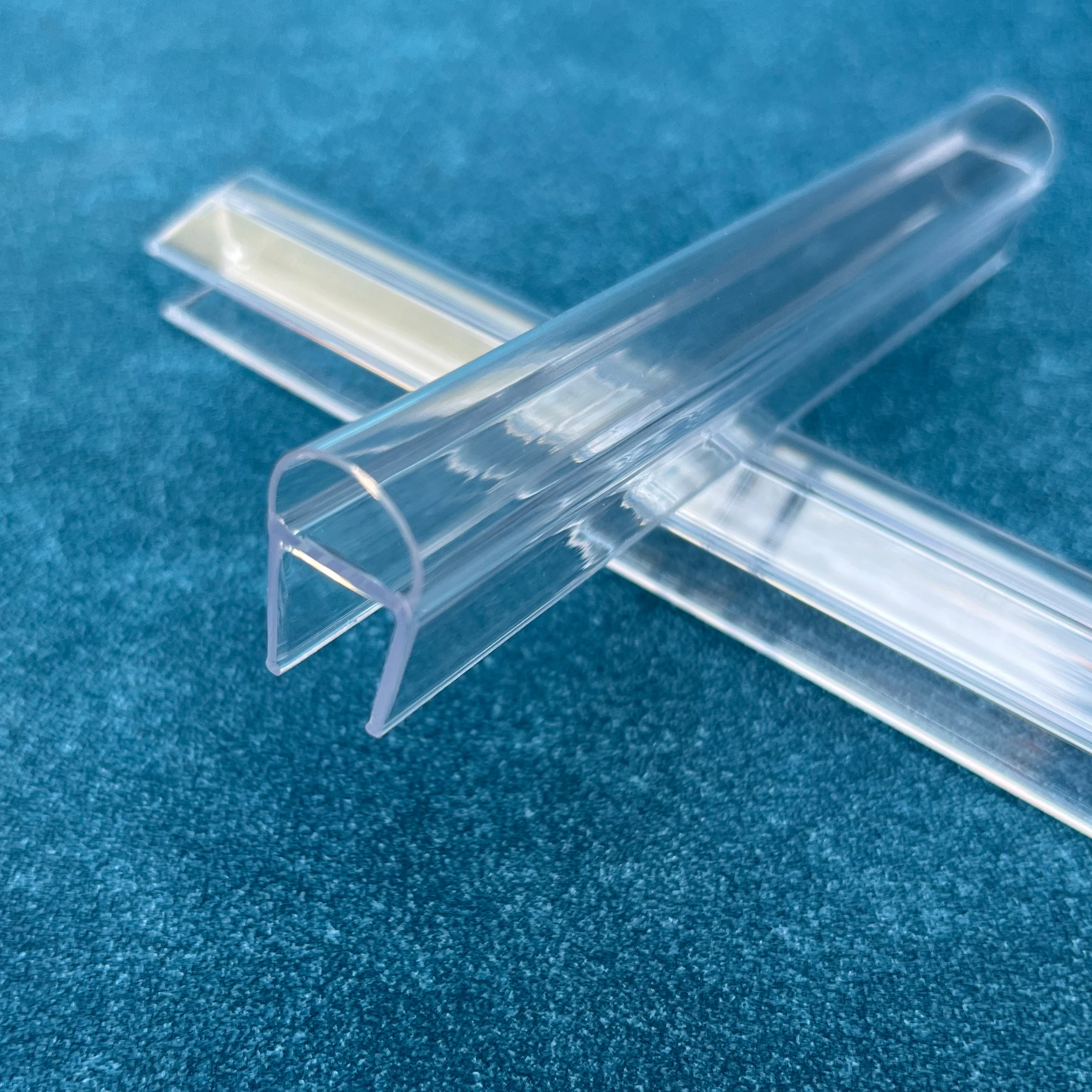 Transparent PVC Plastic H Extrusion Profile Custom Cutting Processing ...
