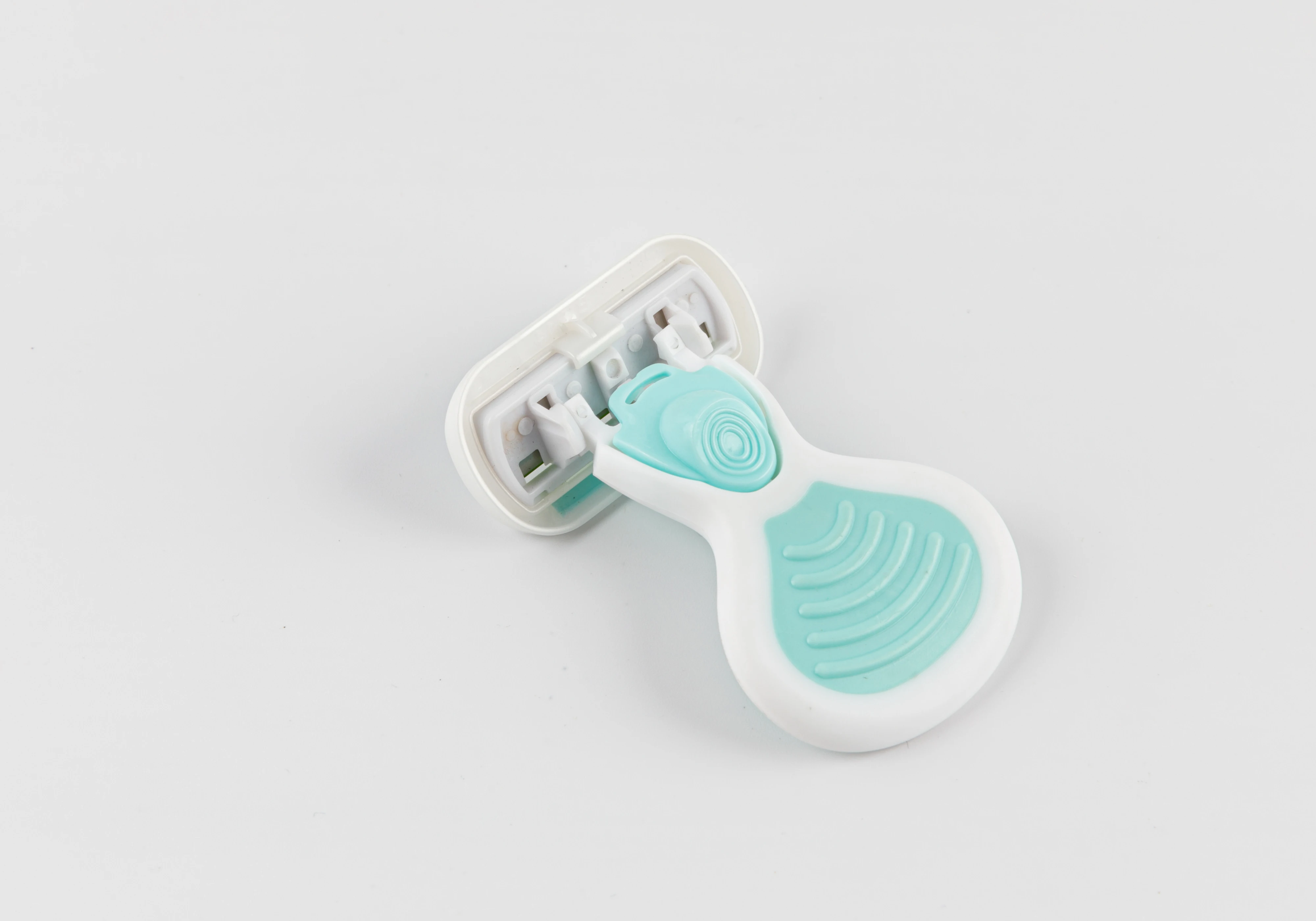 Grearmax Six Blade Razors - Portable Shavers for Women