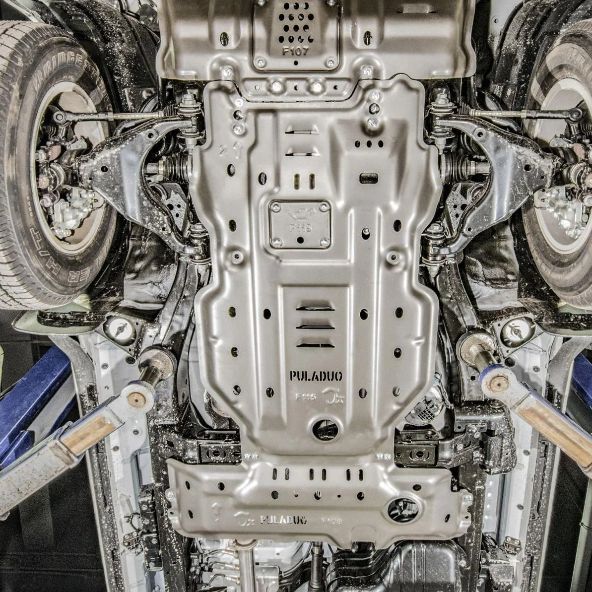 JUNXI 3D Aluminum Engine Cover Shield for Toyota Prado