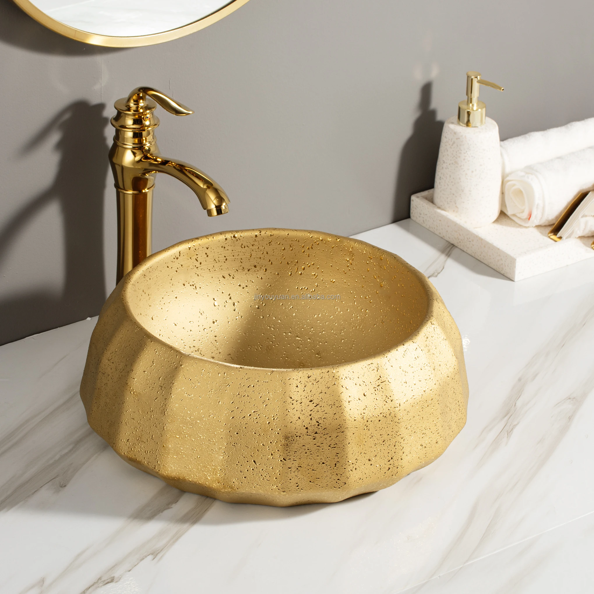 Luxury Design Colourful Ceramic Wash Basin - Modern Art