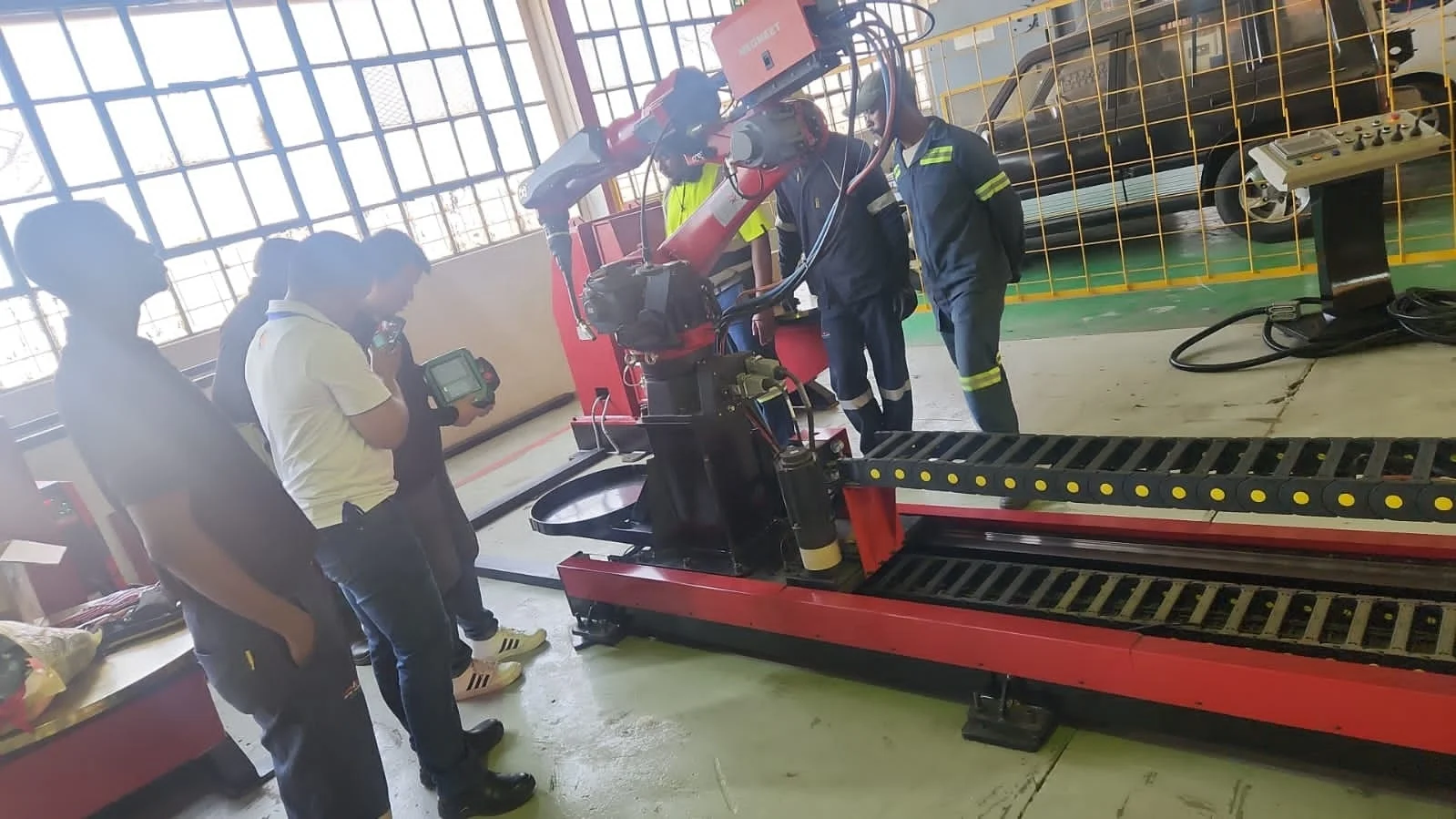 China Industrial Welding Robot with MEGMEET Power Source