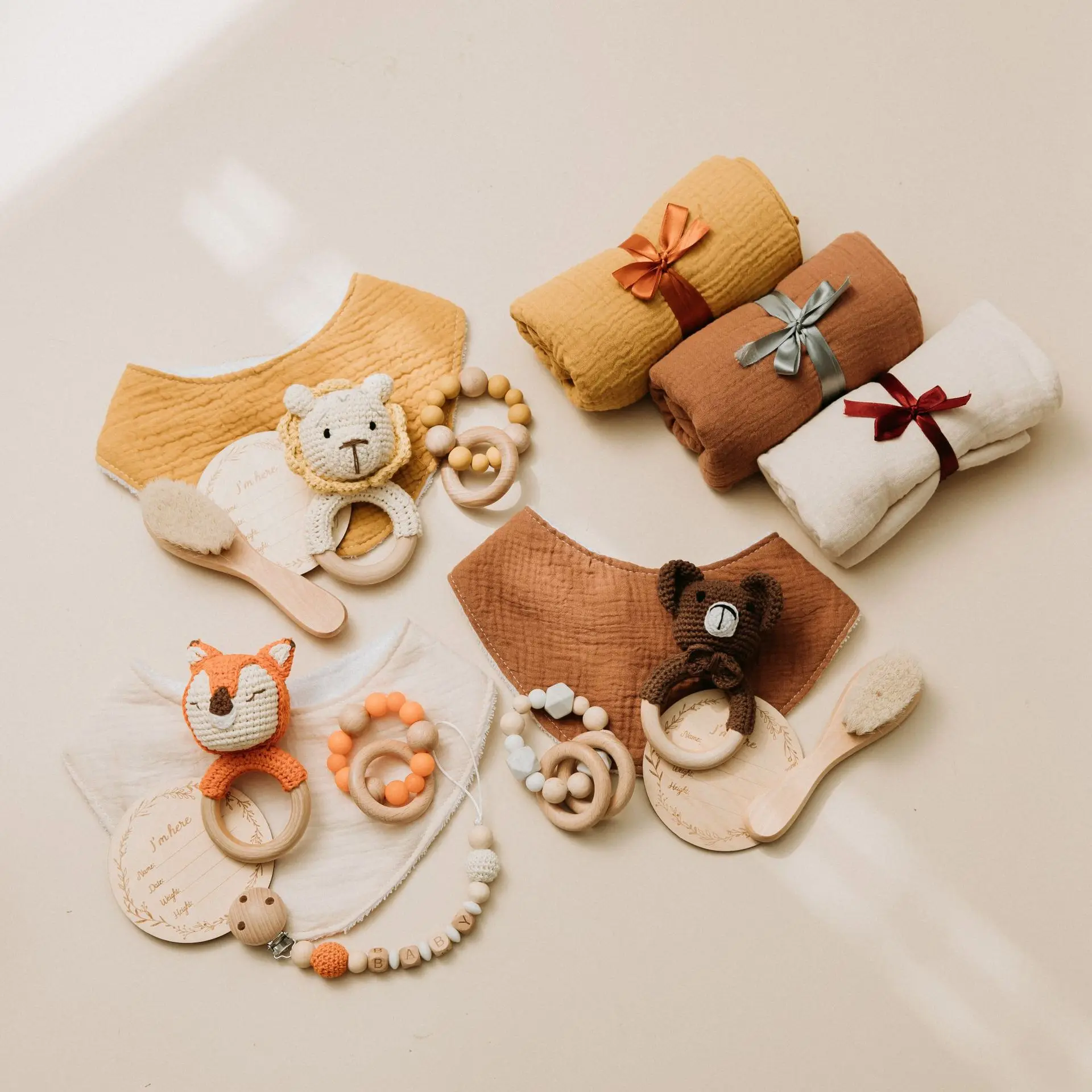 Custom New Born Baby Shower Gift Wooden Teething Baby Rattle Toy Bath ...