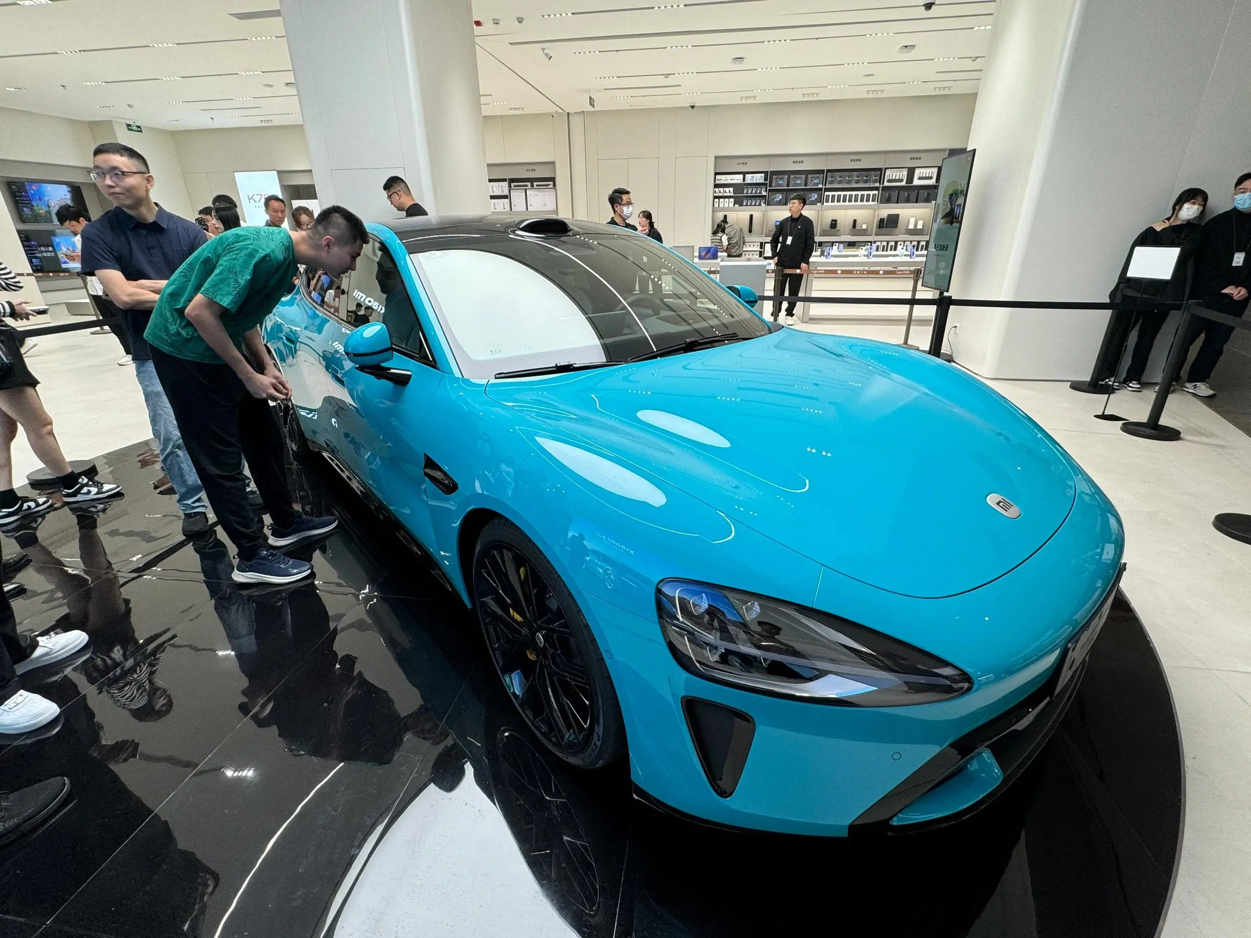 XIAOMIs MI SU7 2024 Electric Vehicle High Speed 265km AWD 5-Seat New Energy Car Beijing Xiaomis ...