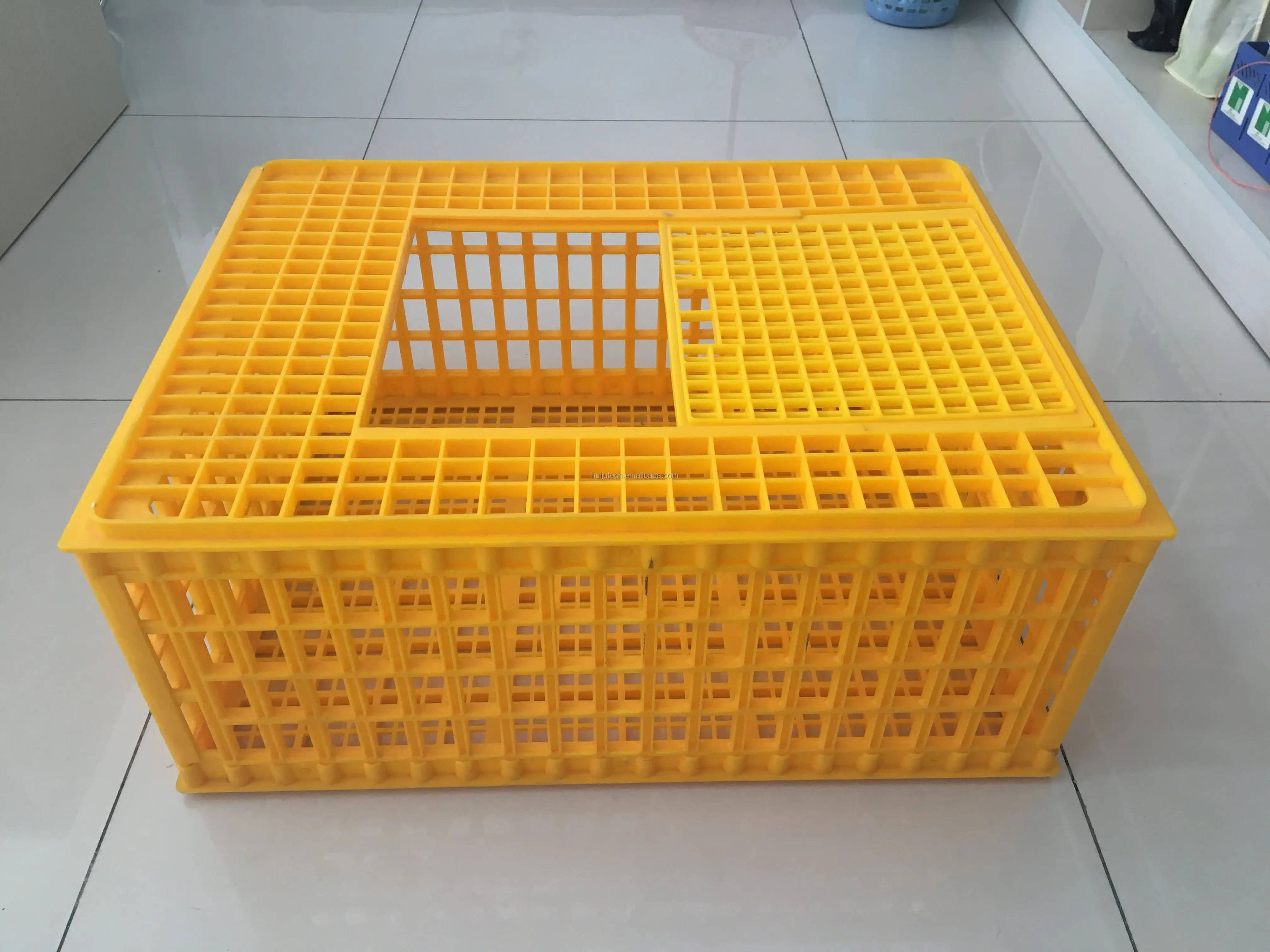 Durable Chicken Transport Crate - 750*550*330mm Plastic
