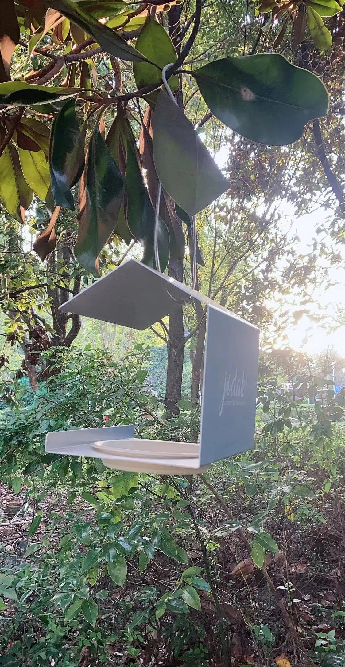 Outdoor Birds Feeder Wooden Perch and Rain Cover Roof Metal Bird House ...