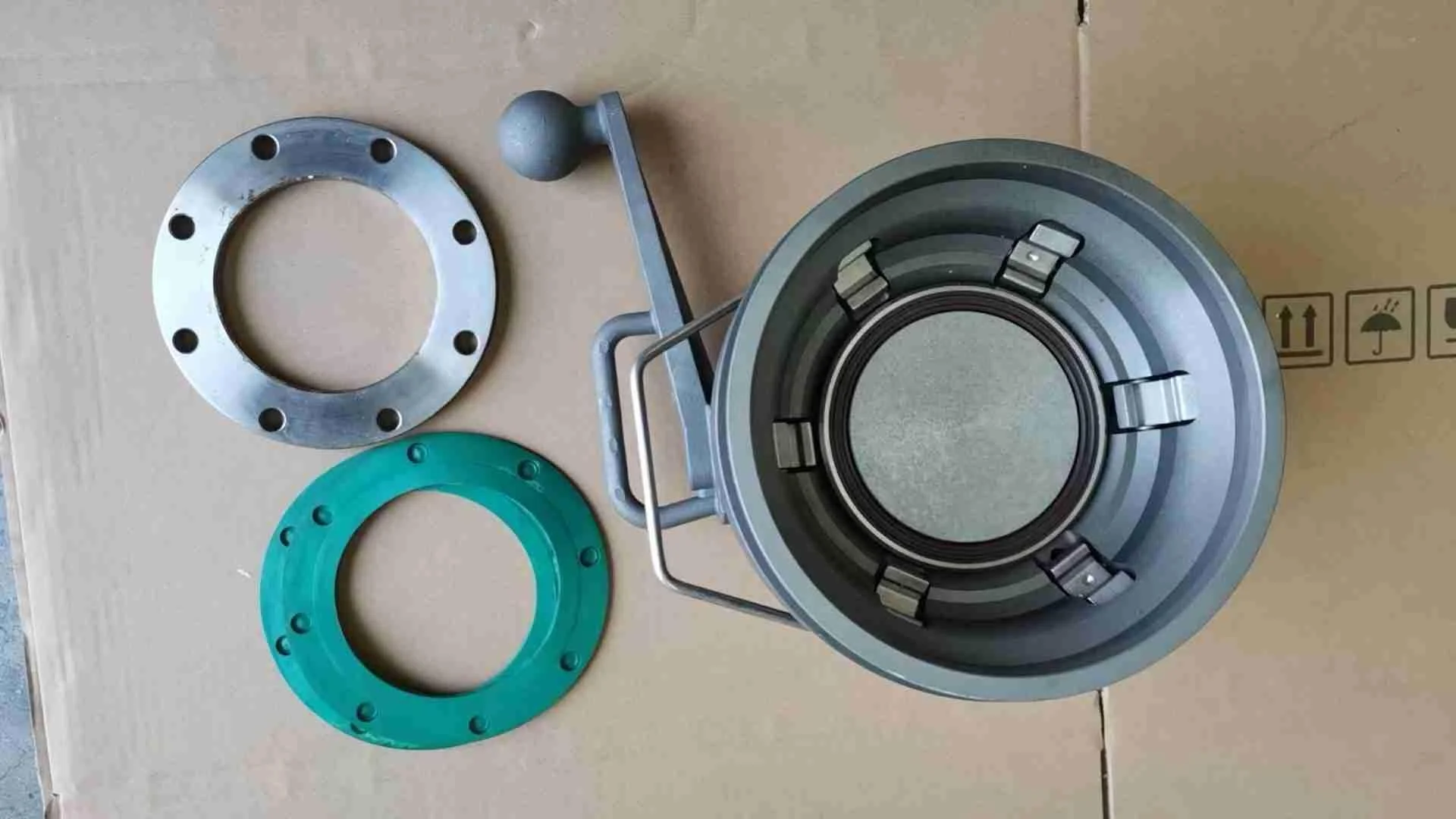 High Quality 2''--8'' 25 Bar Diesel Kerosene Etc Dry Break Coupling ...