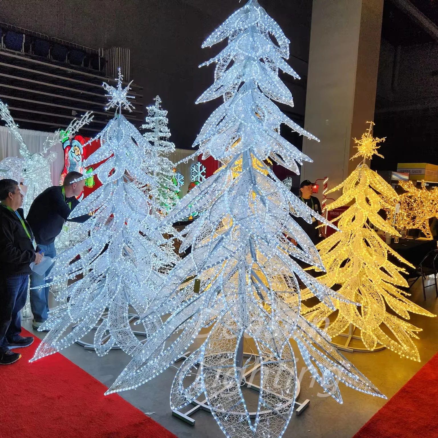 20ft 30ft 40ft 50ft Outdoor Christmas Trees - LED Lit Cones