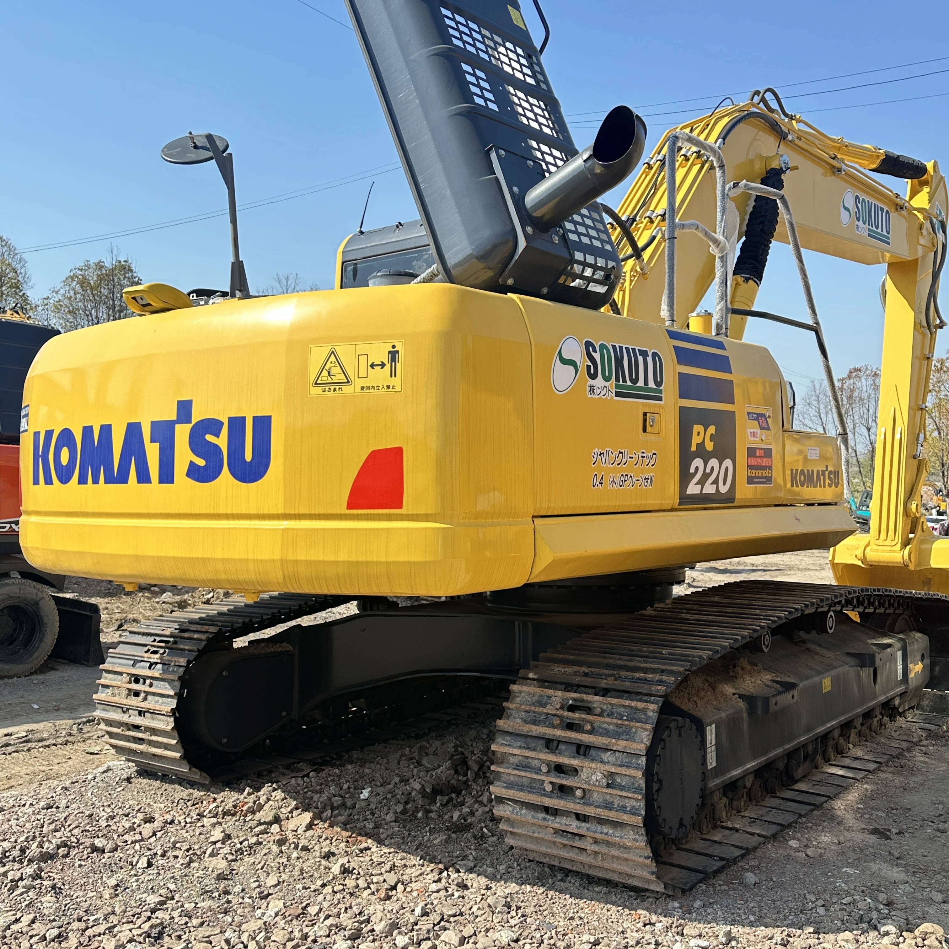 Original Japan Komatsu Pc220 Excavator Komatsu Excavator In Low Price ...