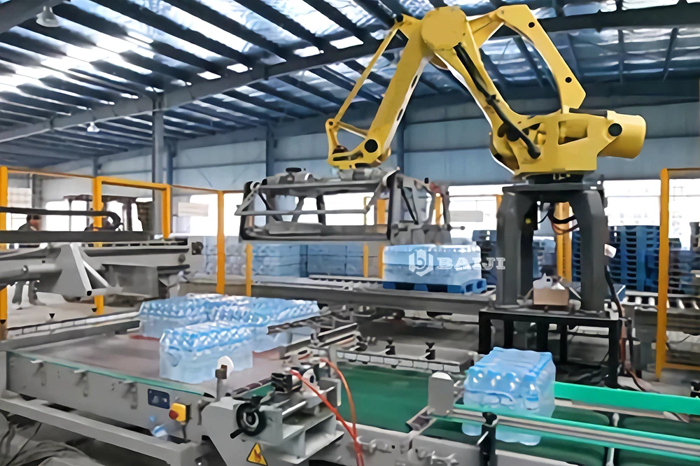 Fully Automatic Robot Palletizing Machine for Plastic Bottles