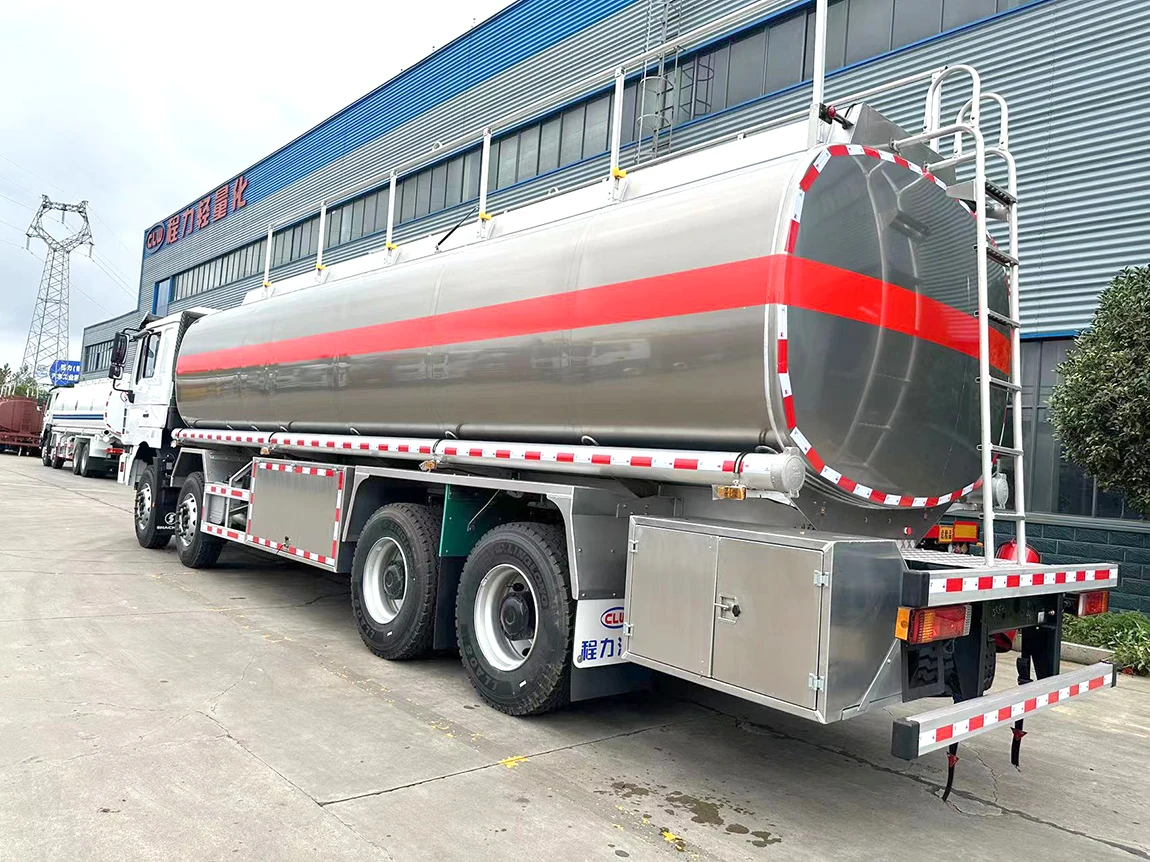 Shacman 32000 Liter Cooking Oil Transportation Tank Truck For Sale In ...