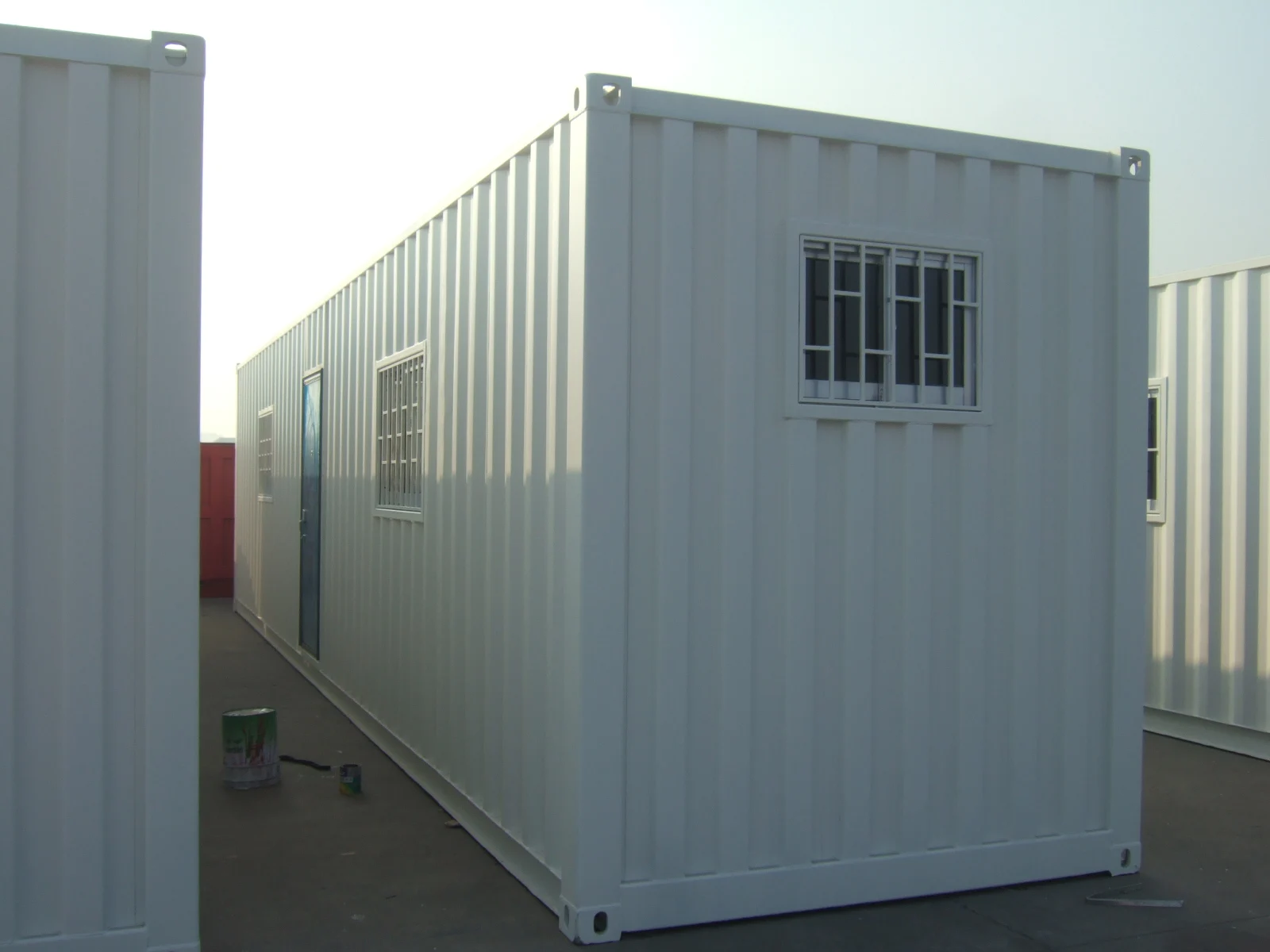40ft Modular Shipping Container - Customized Office & Storage