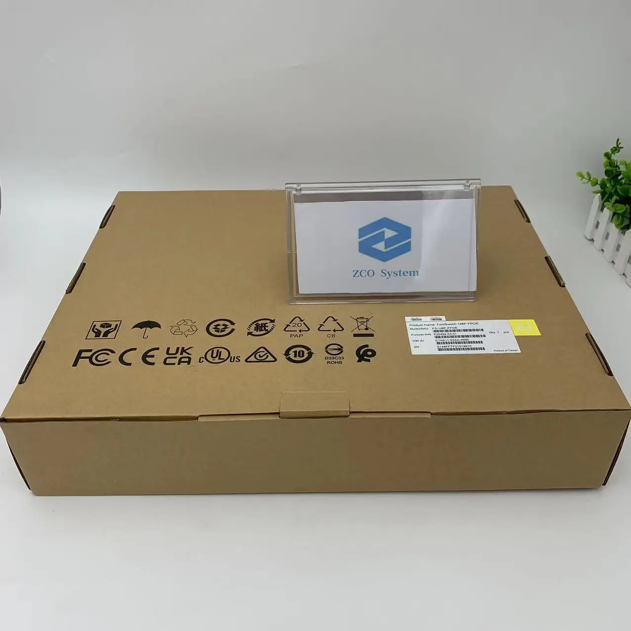 Fortinet FS-108F-FPOE Switch - 8xge, 2xsfp, 130W POE