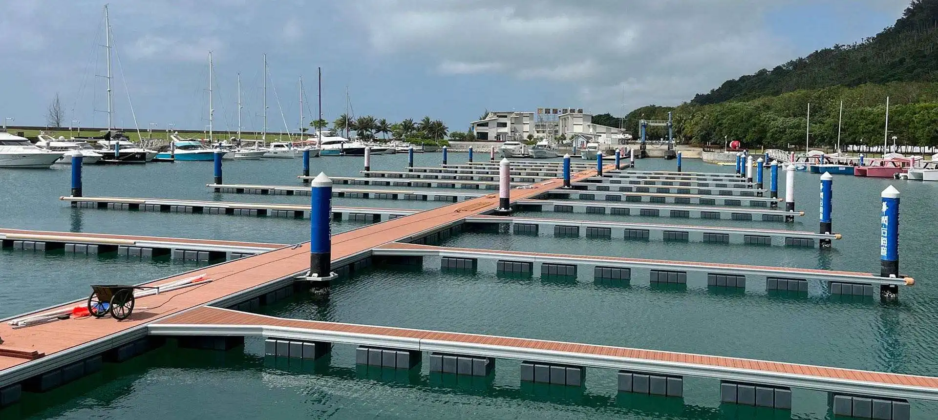 Aluminum Dock System Floating Wharf,Floating Pier,Floating Marina Dock ...