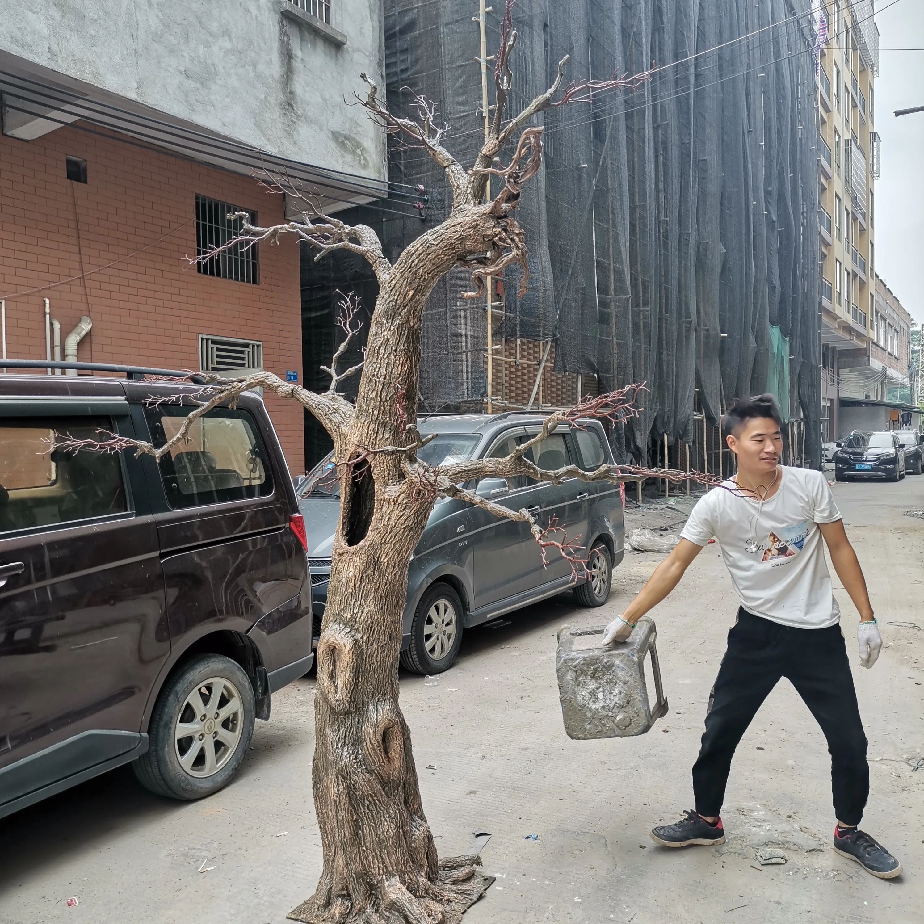 Customize Centerpieces - Artificial Dead Tree Trunk