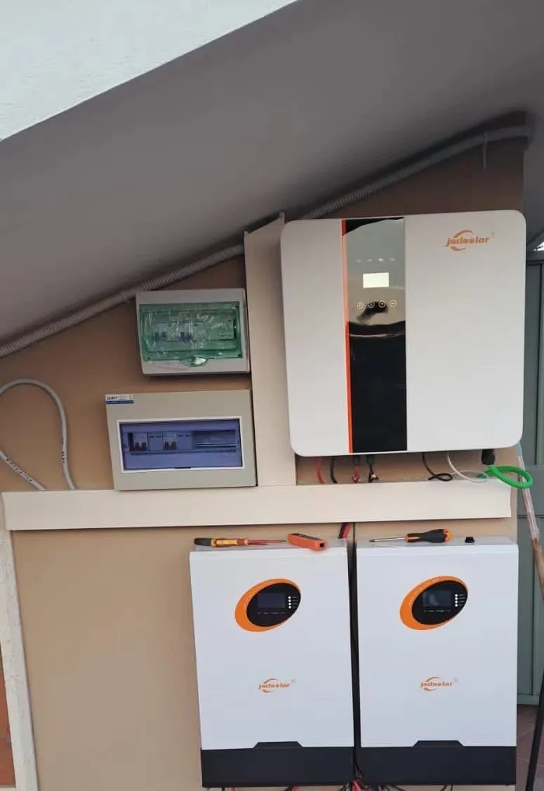 Hybrid off Grid Solar Panel Power System for Home & Storage