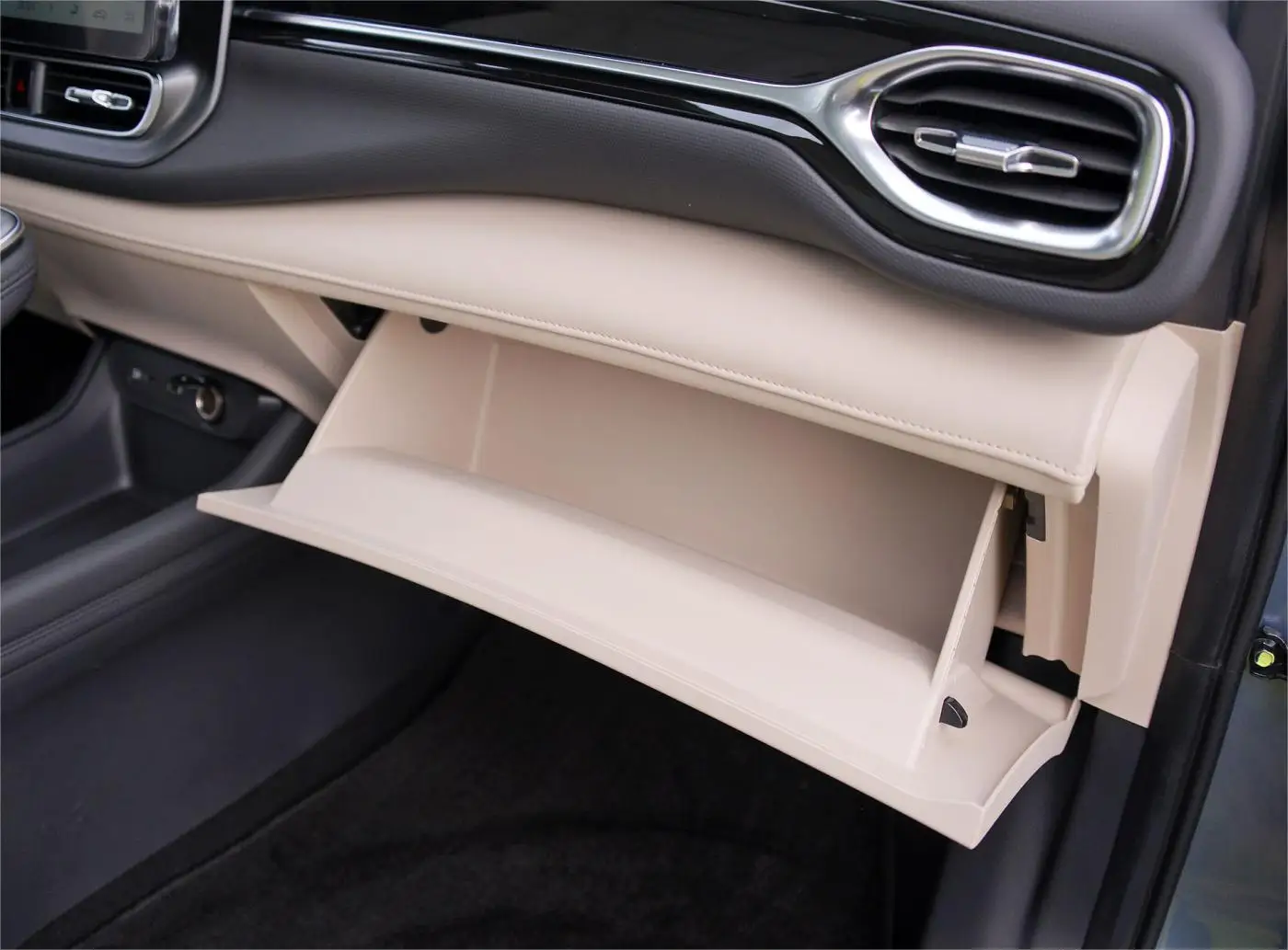 The 2024 Gac Aion V Plus 70 Supercharged High-speed New Energy Electric ...