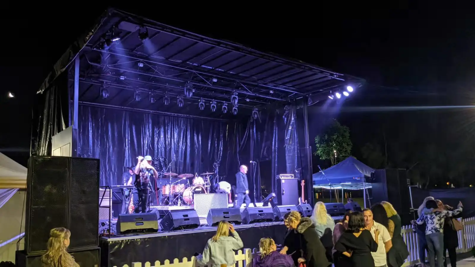 Mobile Stage Trailer Hydraulic Mobile Stage Trailer With Pro Sound ...