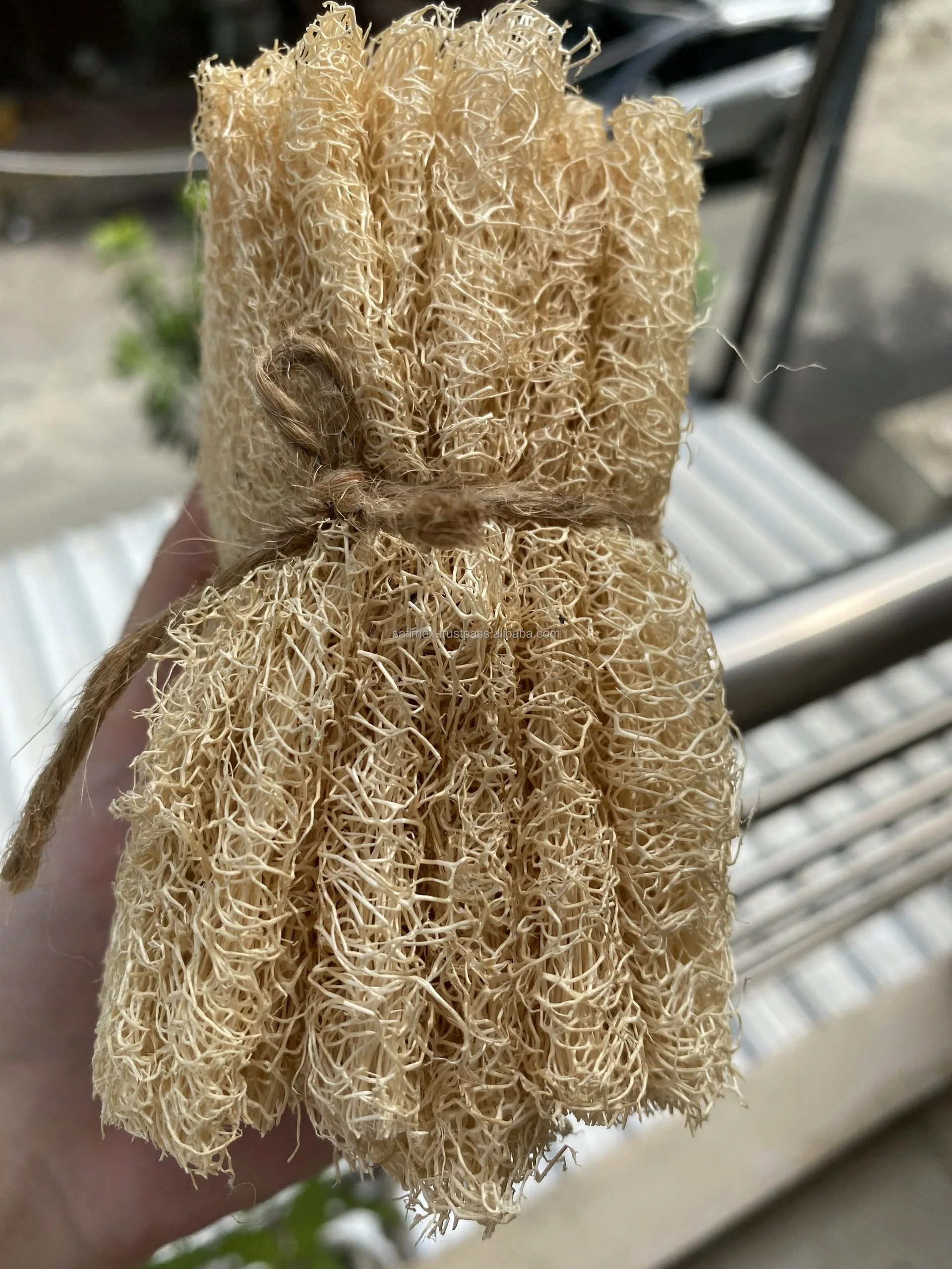 Vietnam Whole Dried Loofah For Kitchen Clean / Luffa Pad Sponge For ...