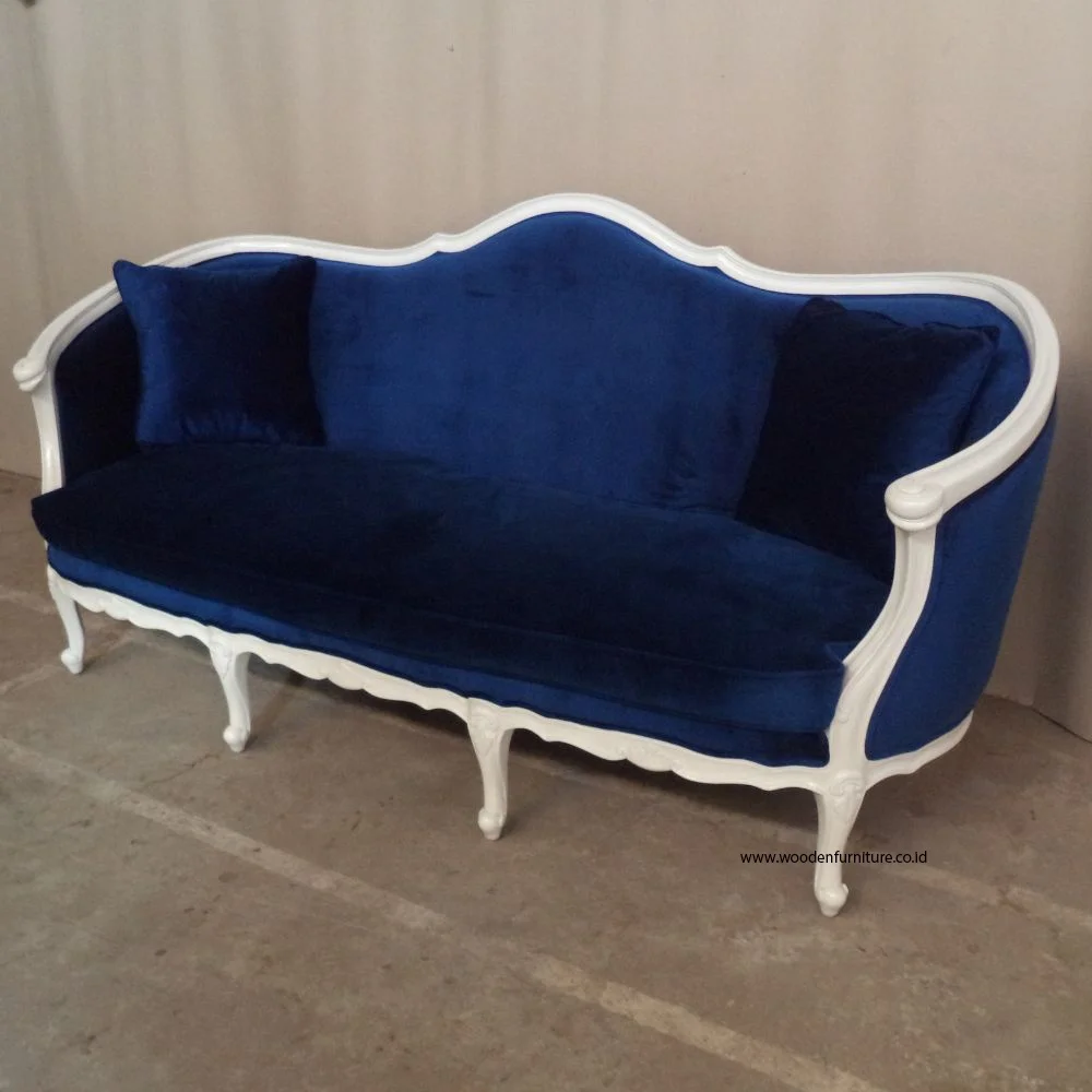 French Provincial Living Room Sofa Antique Reproduction Upholstered ...