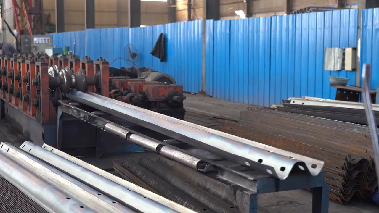 Traffic Safety Road Barrier Guard Rail Steel Metal Crash Barrier ...