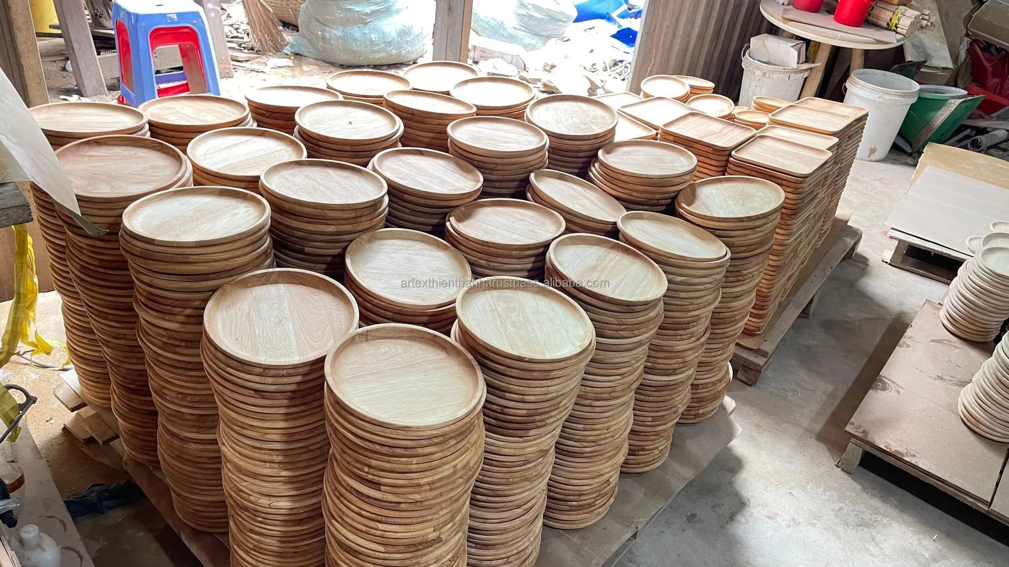 Vintage Style Acacia Rustic Wooden Serving Tray Round Wood Decorative ...