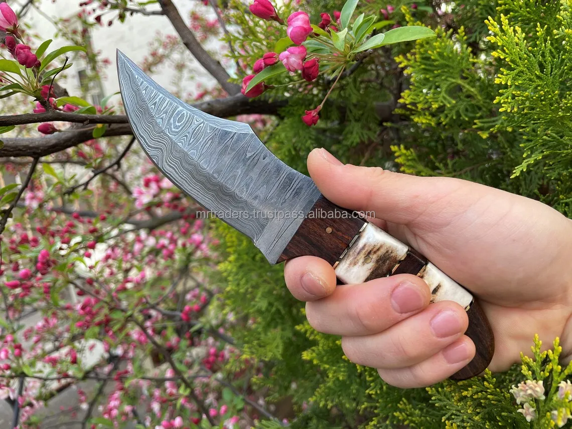 Tactical Knife 100% Handmade Damascus Hunting Knife High Quality Damascus Steel Outdoor Survival ...