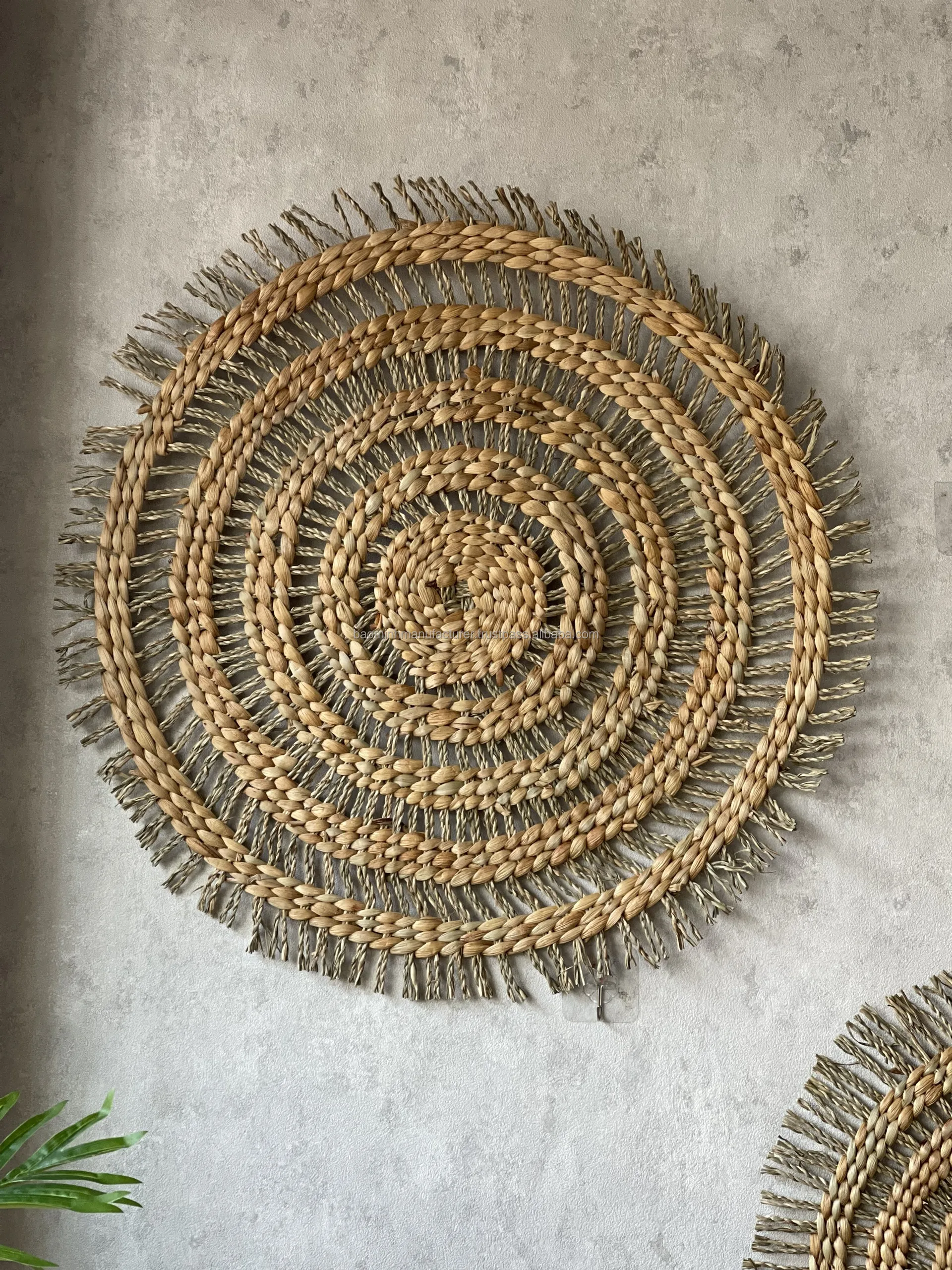 Unique Round Water Hyacinth Seagrass Wall Plate For Room Decoration ...