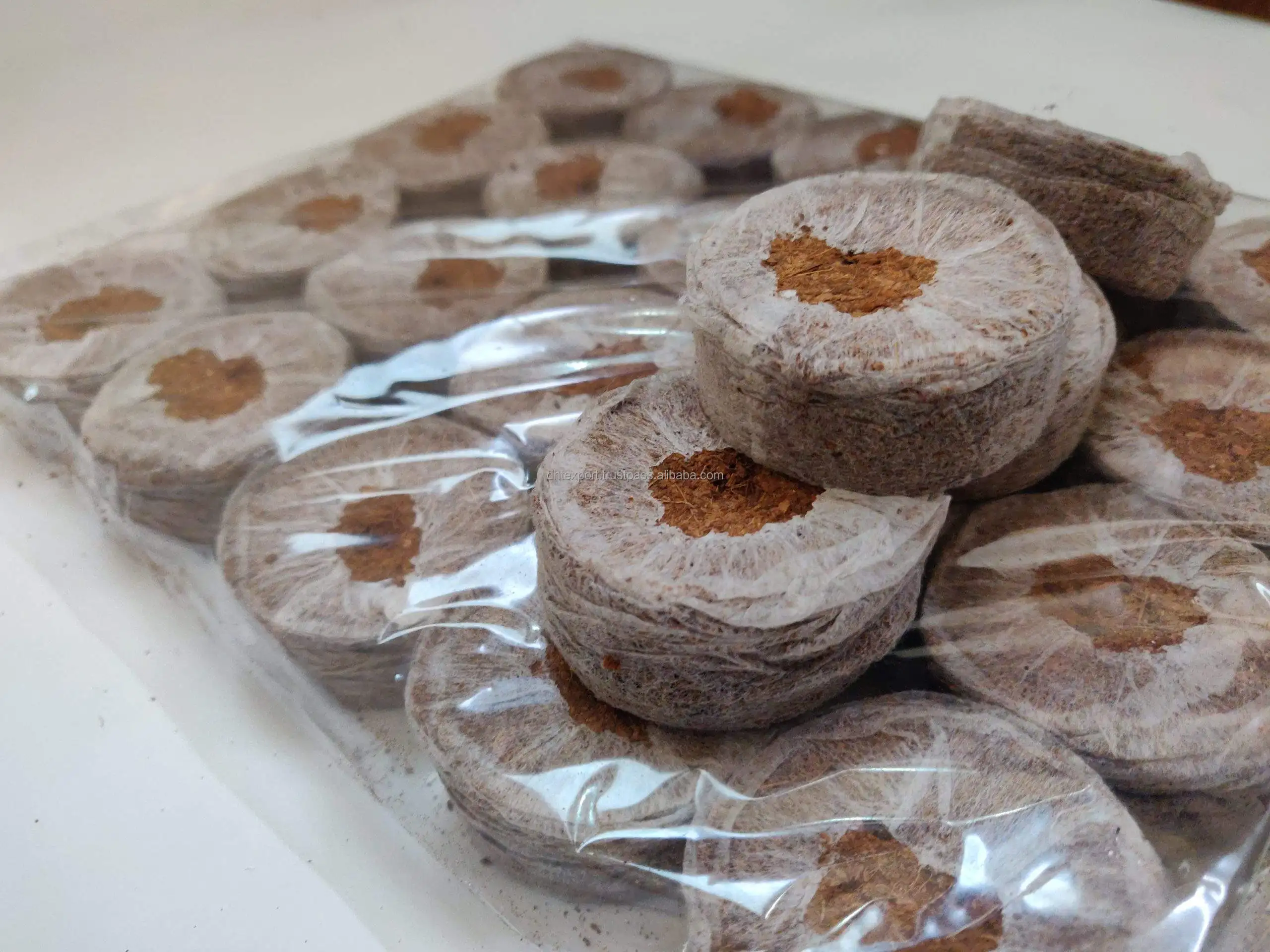 Coconut Coir Peat Plugs for Growing Seeds & Plants | 100% Natural Coco ...