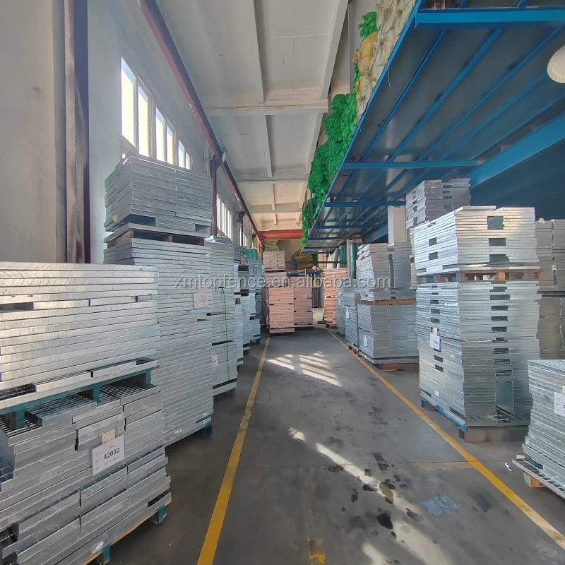 Customized Adjustable Rooftop Aluminum Triangle Solar Racking Rooftop ...