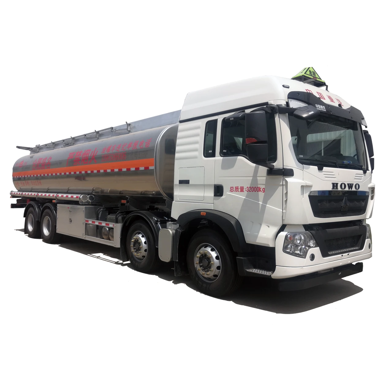 SINO HOWO Oil tanker large-scale mobile fuel tanker price engineering ...