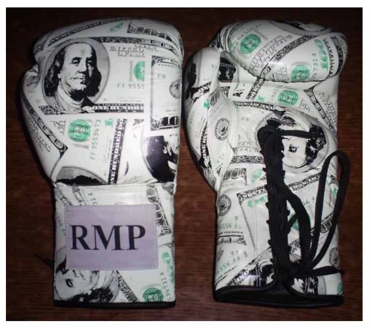 Winning Training Lace Boxing Gloves - Customizable Sports Gear