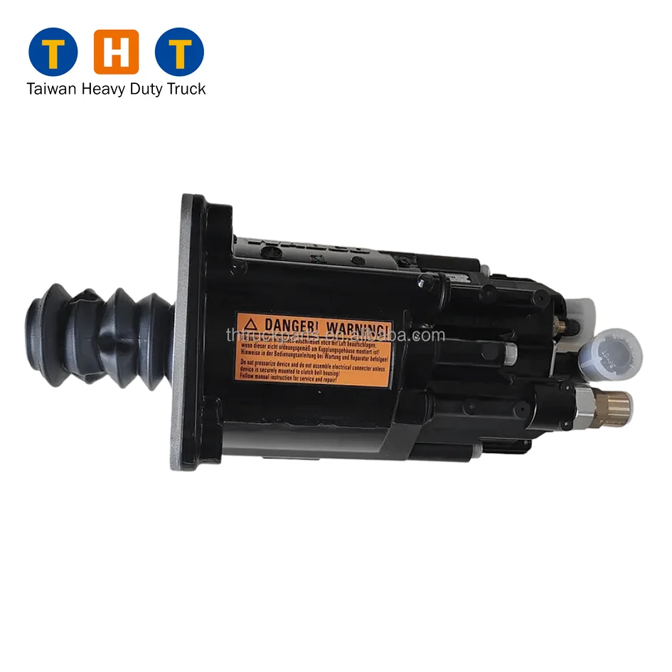 Clutch Servo WG9700240035 9701500040 Clutch Booster Truck Brake Parts ...