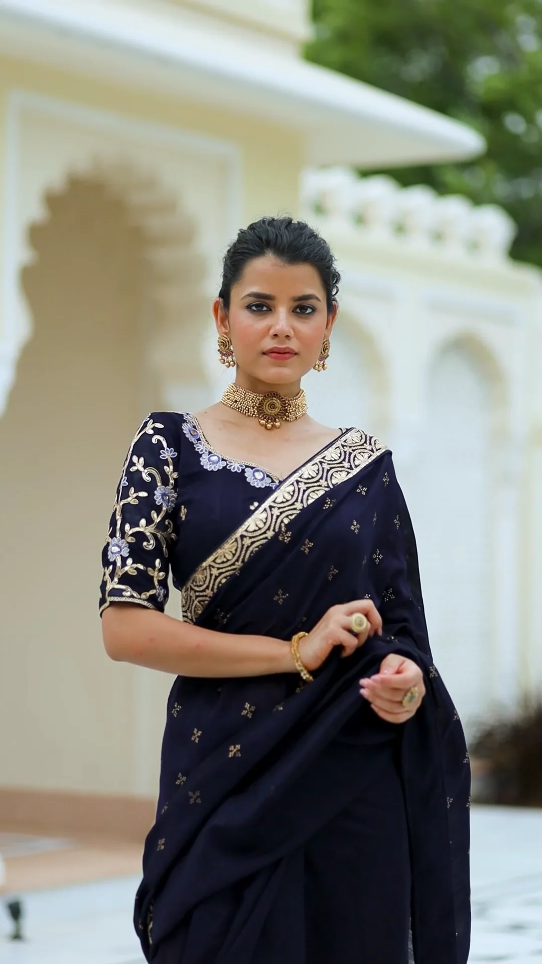 Dhoti Stijl Sari Nieuwste Collectie Indian Bruids Saree Gouden ...