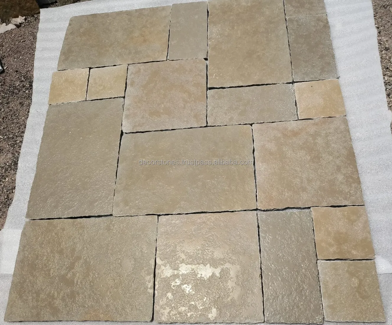 Indian Tandur Yellow Limestone Paving Slabs Tiles French Pattern ...