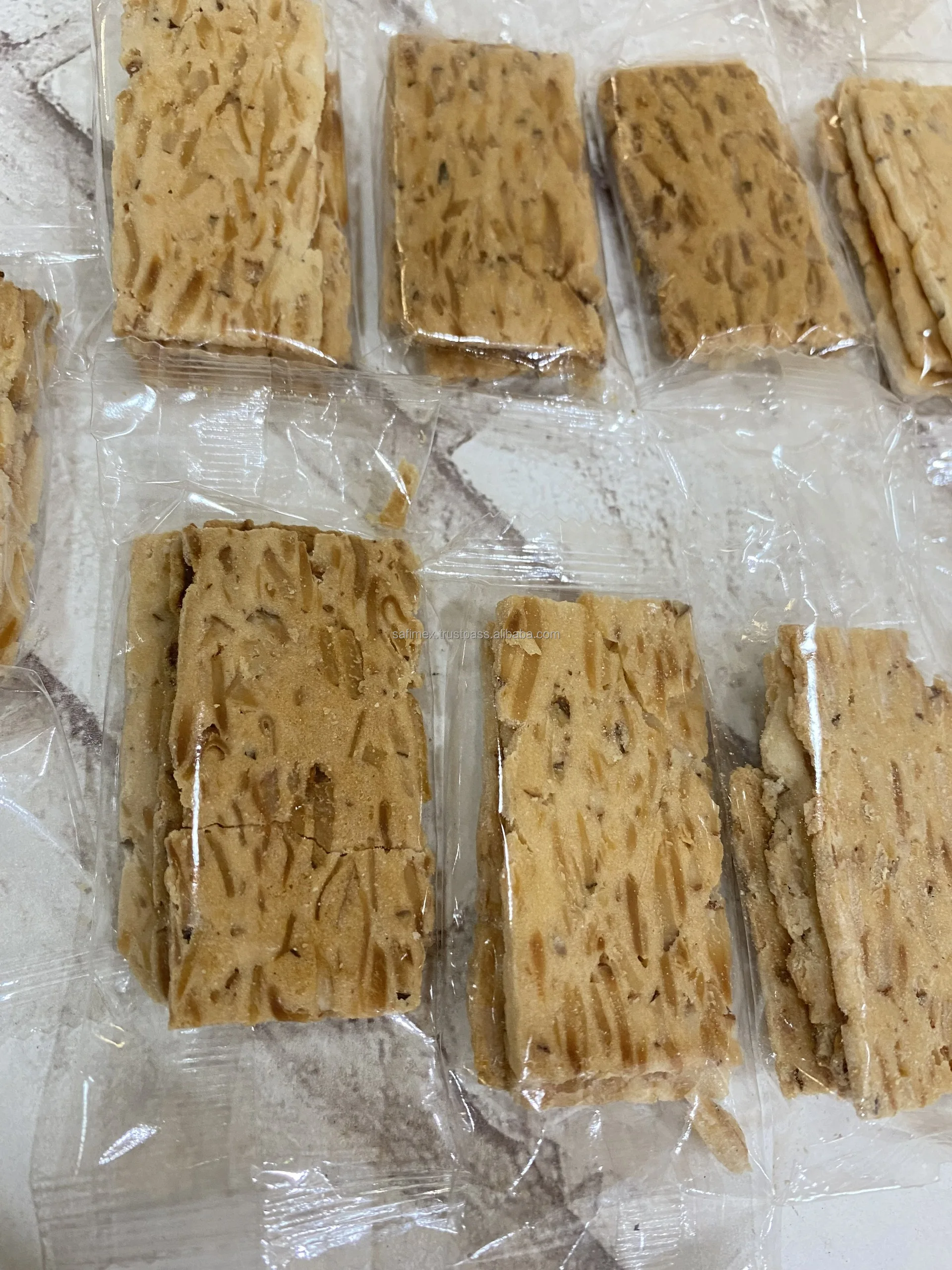 Toasted Coconut Crackers - Crispy, Low-Carb Snacks