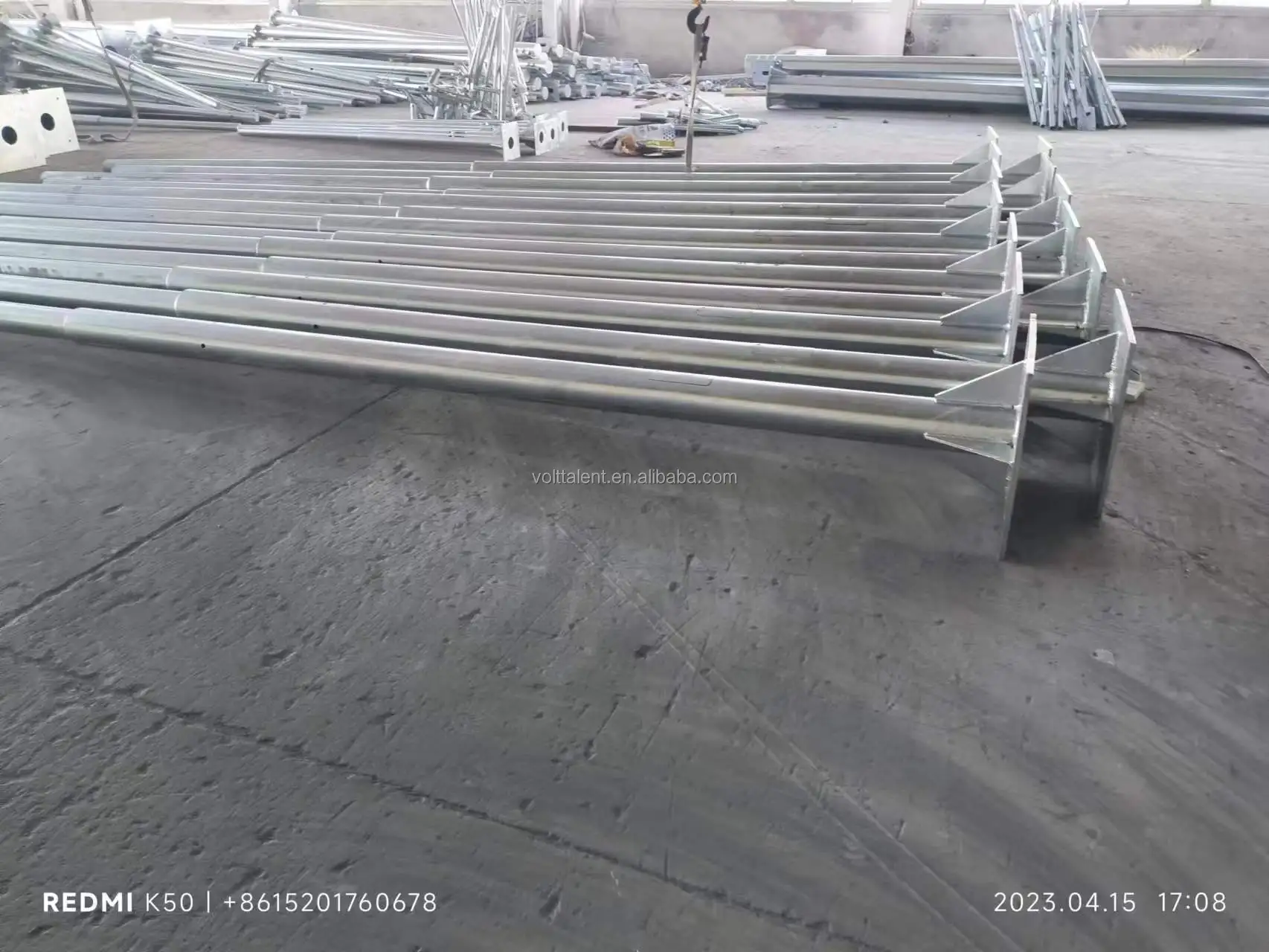 Traffic Signal Lamp Post Octagonal Light Pole Traffic Light Pole ...