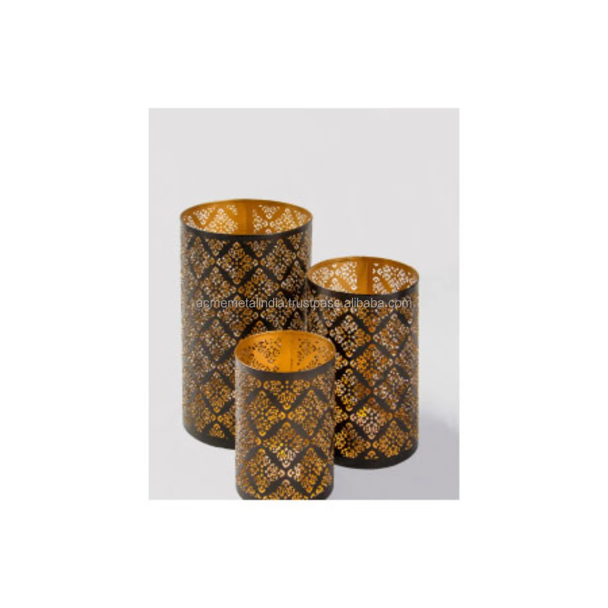 Home And Decorative Transparent Colour Table Decoration Metal Tea Light ...