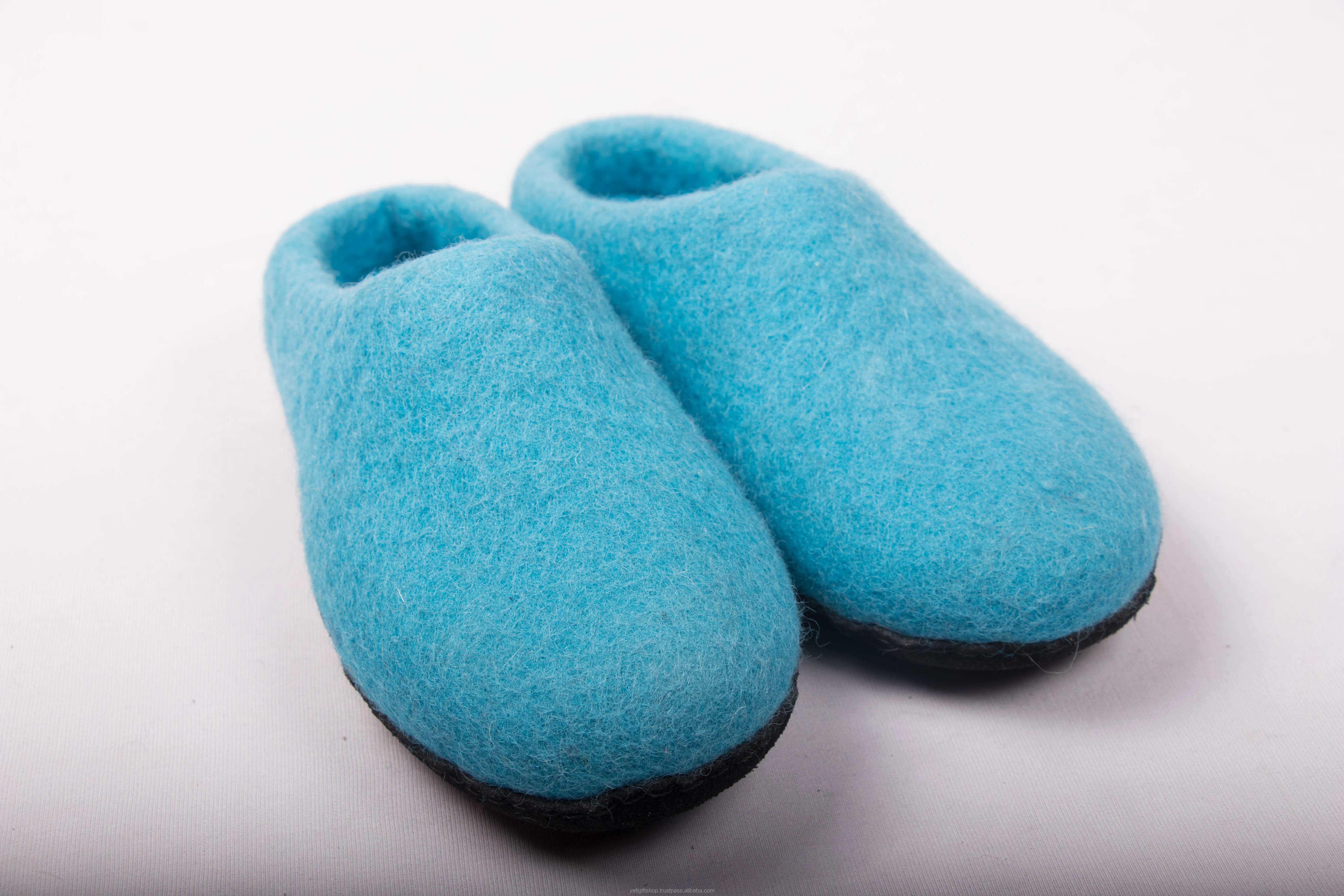 Ocean Blue Color Felt Slippers - Buy Anti-slippery Home Slippers For ...