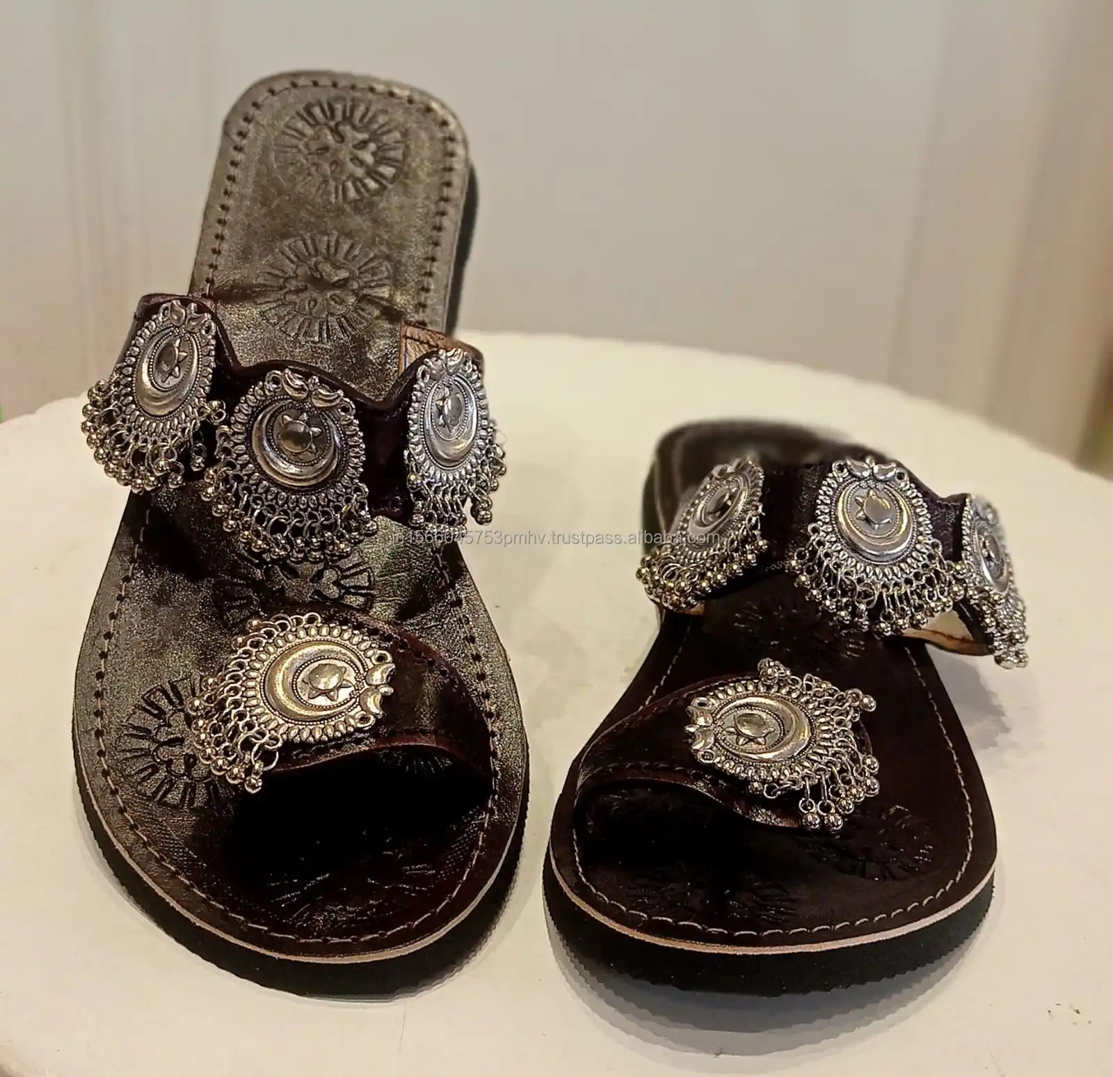Ethnic Indian Traditional Real Leather Shahi Royal Payal Sandals Ethnic ...