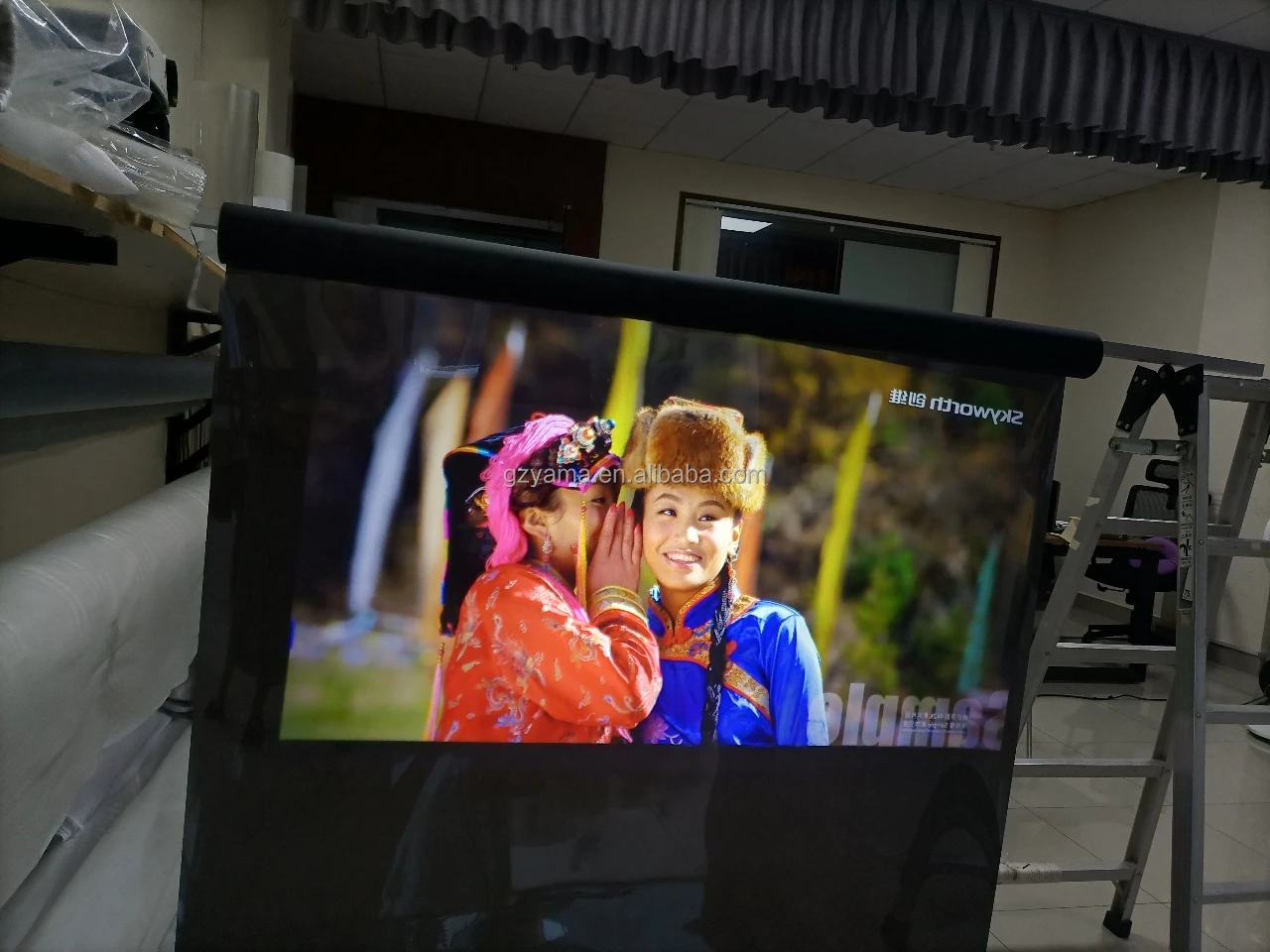 Holographic Rear Projection Film - High Transparent 3D Display