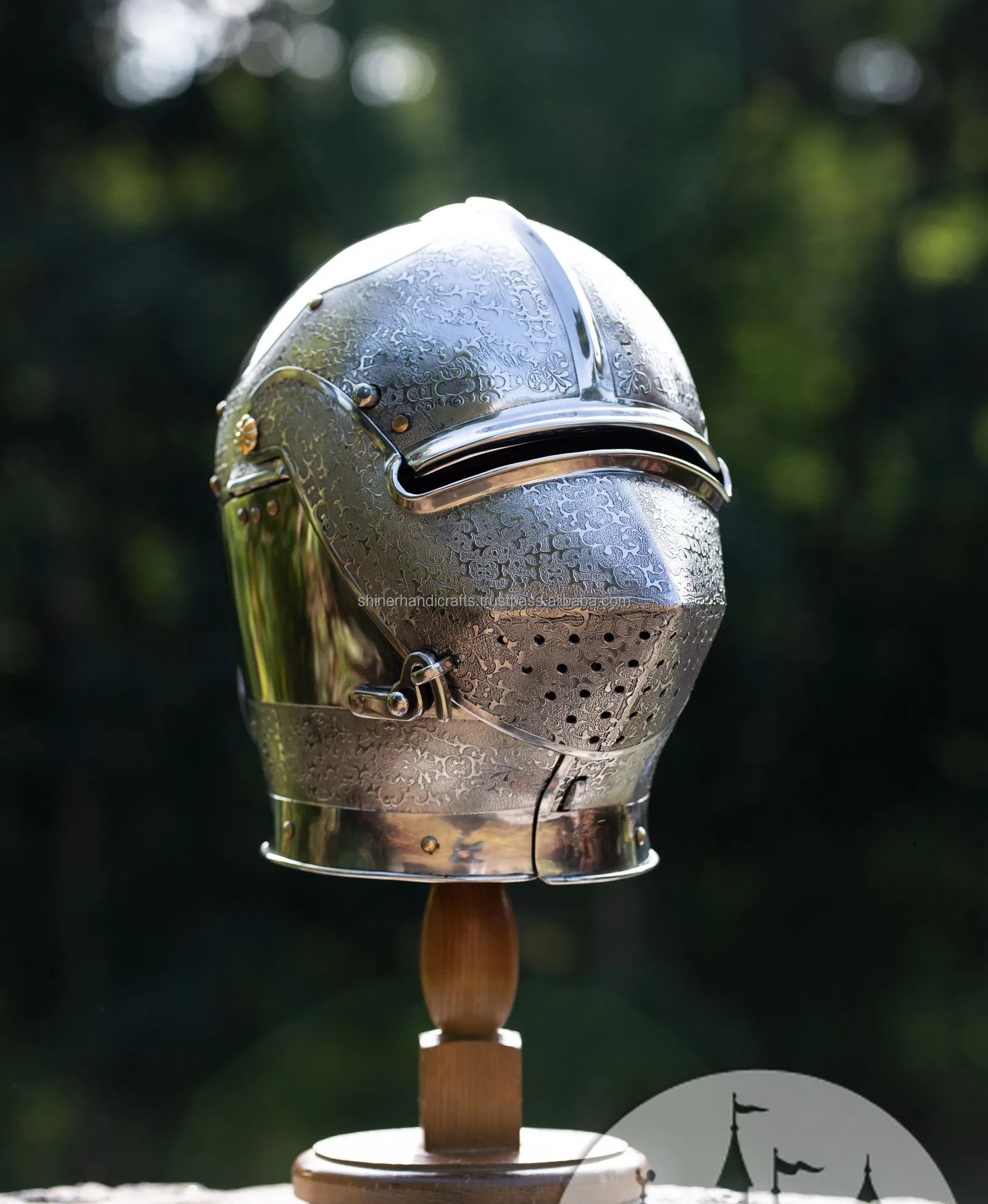 Alibaba.com: Medieval Steel Close Helmet Knight Armed European Closed ...