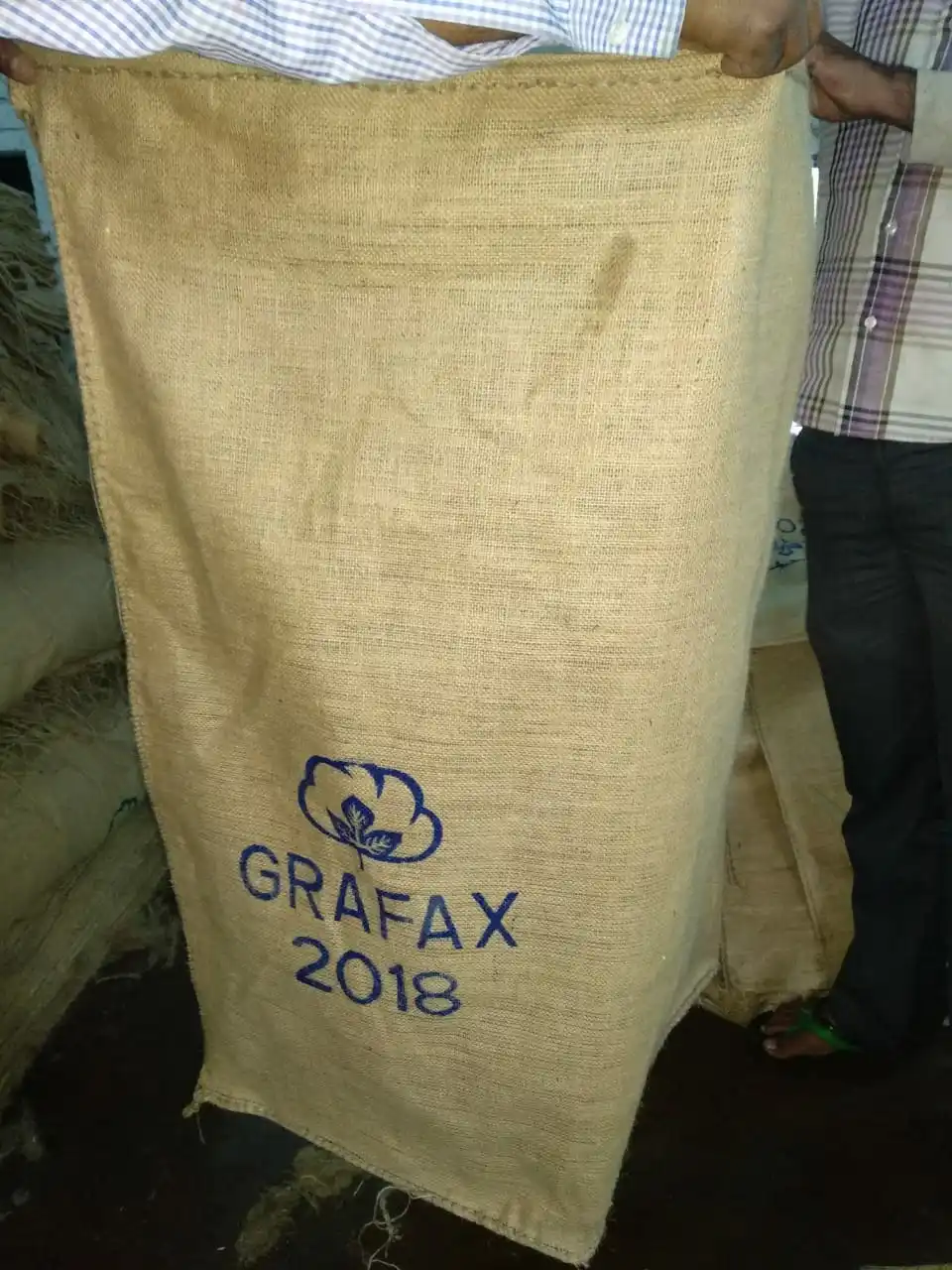Alibaba.com: Jumbo 1000kg and 1500kg jute fabric bags for textile ...