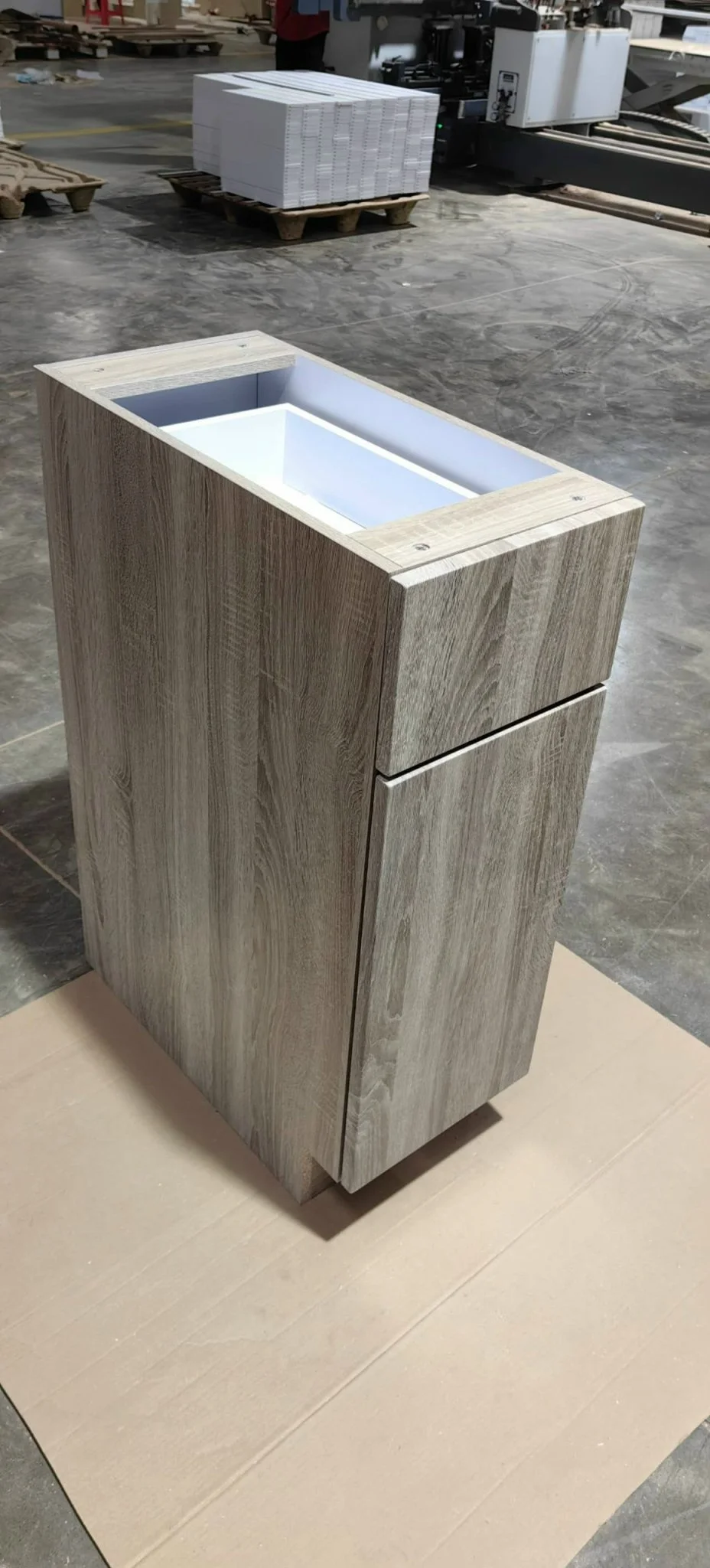 Masterwork Cabinetry Kitchen Cabinets Engineered Wood Veneered Slab ...