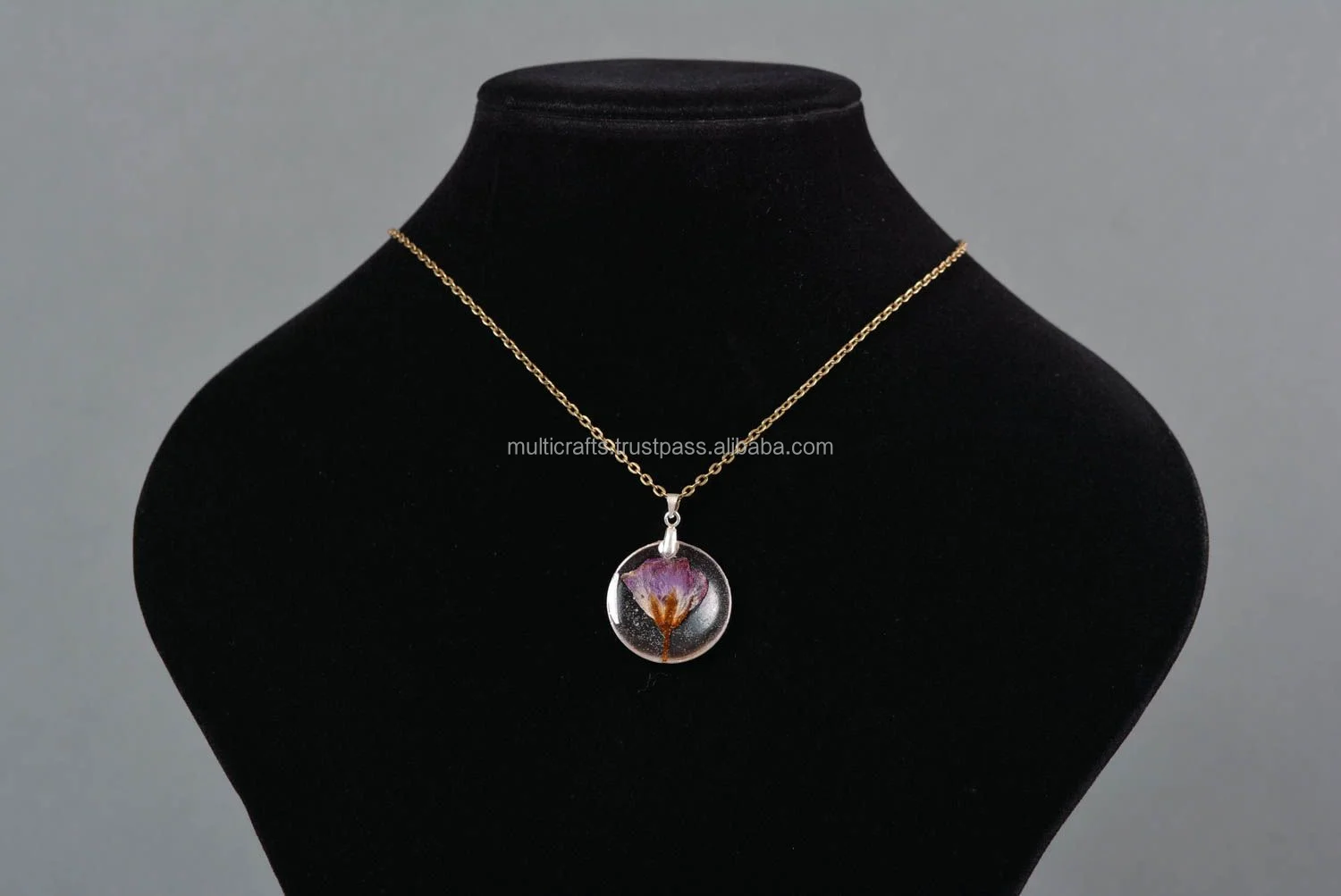 Trending Epoxy Resin Neckless Fashion Jewelry - Customize Logo