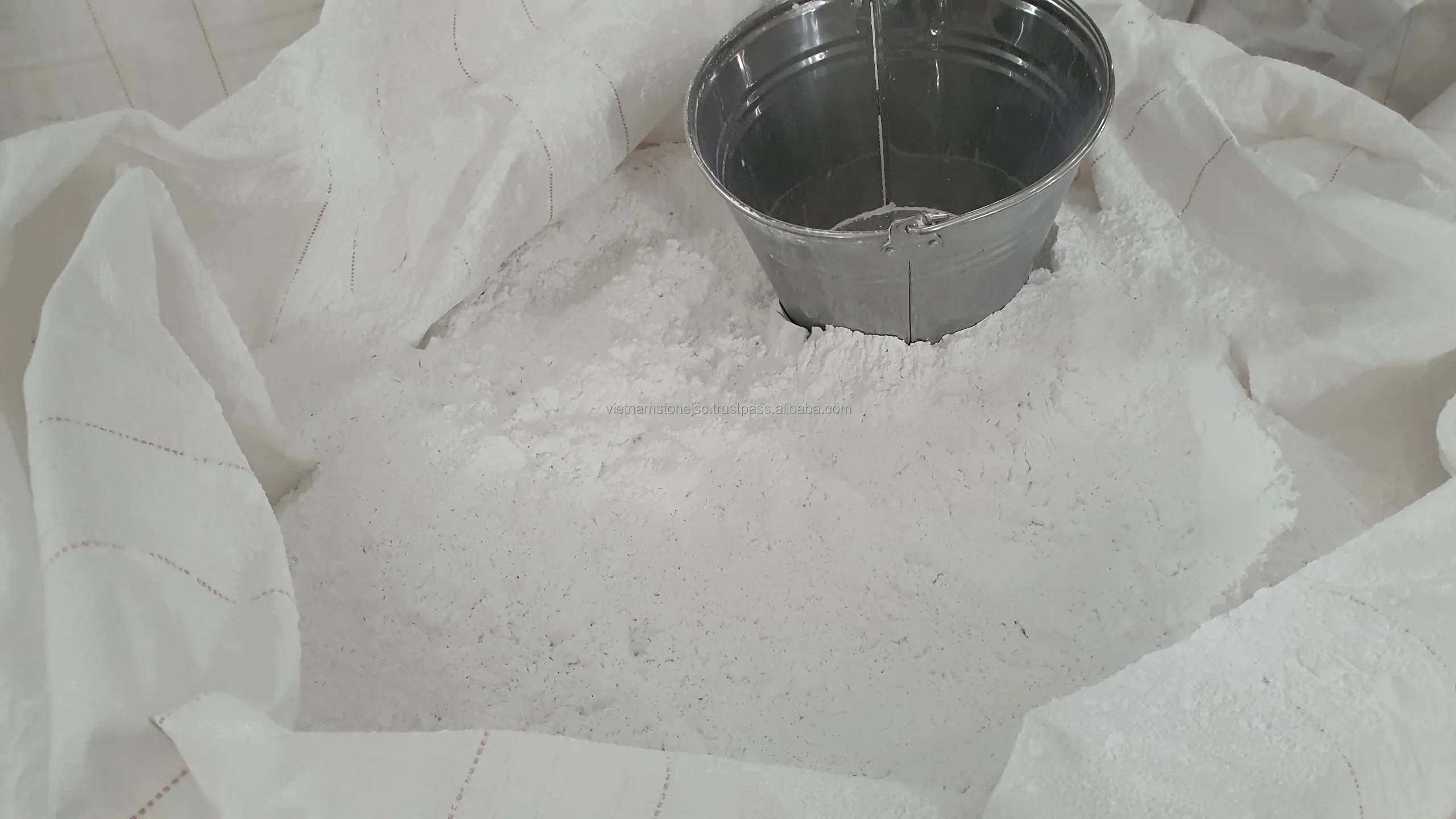 Super White 99% Calcium Carbonate Powder Caco3 Powder Used For A Lot Of ...